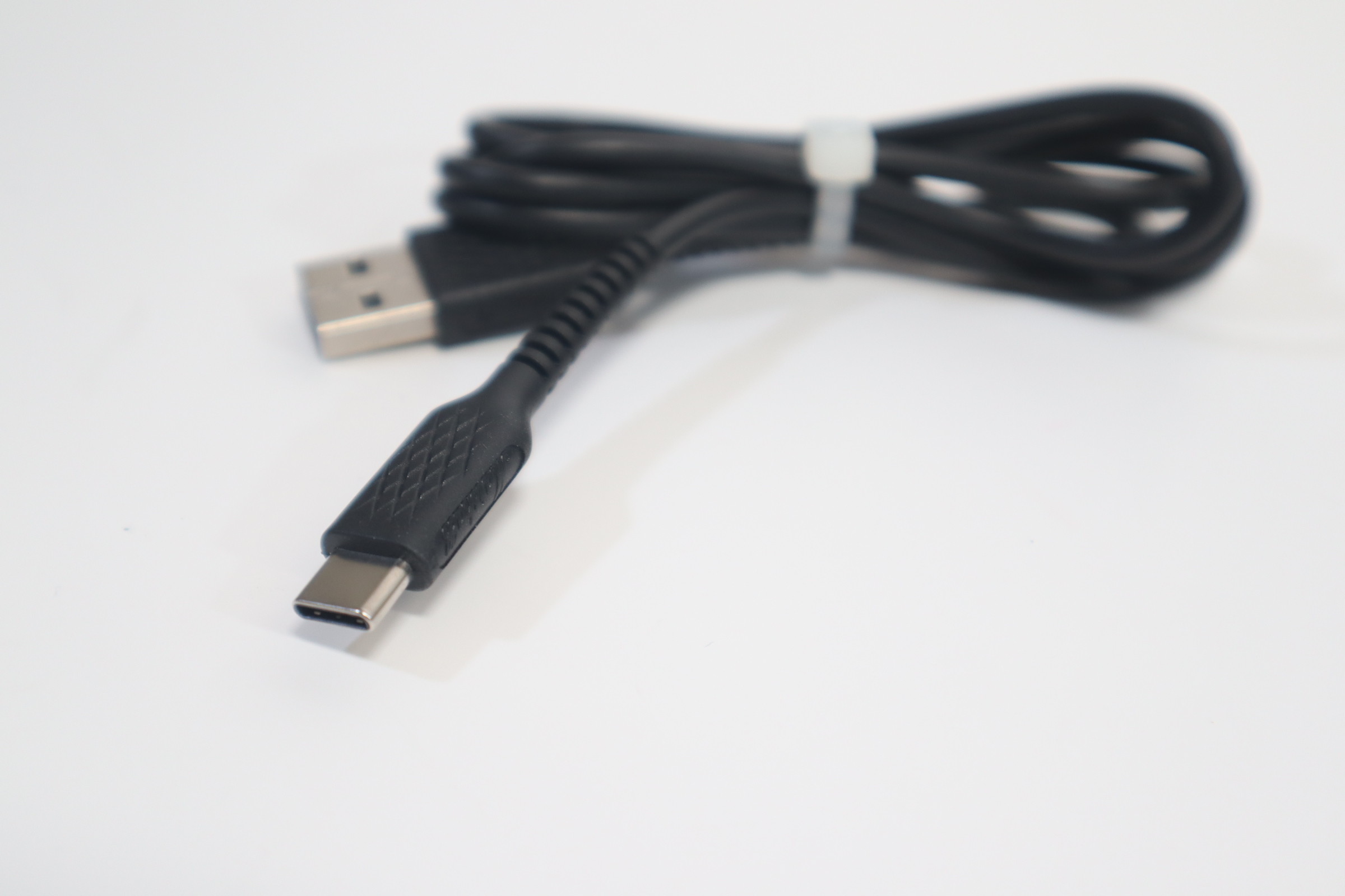 Marshall Middleton 1006034 Black & Brass Portable Bluetooth Speaker 8341