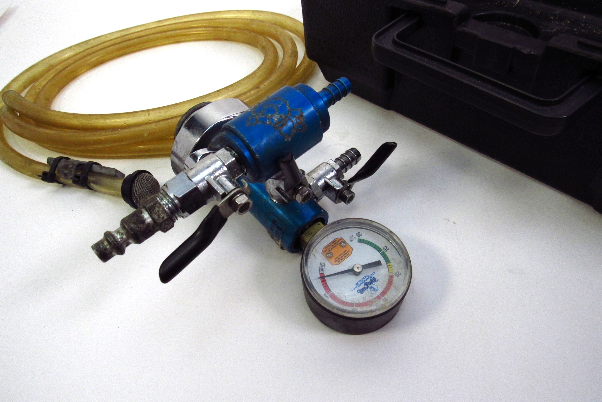 Cornwell Tools MSM-300CRA Vacuum Assist Coolant Refiller