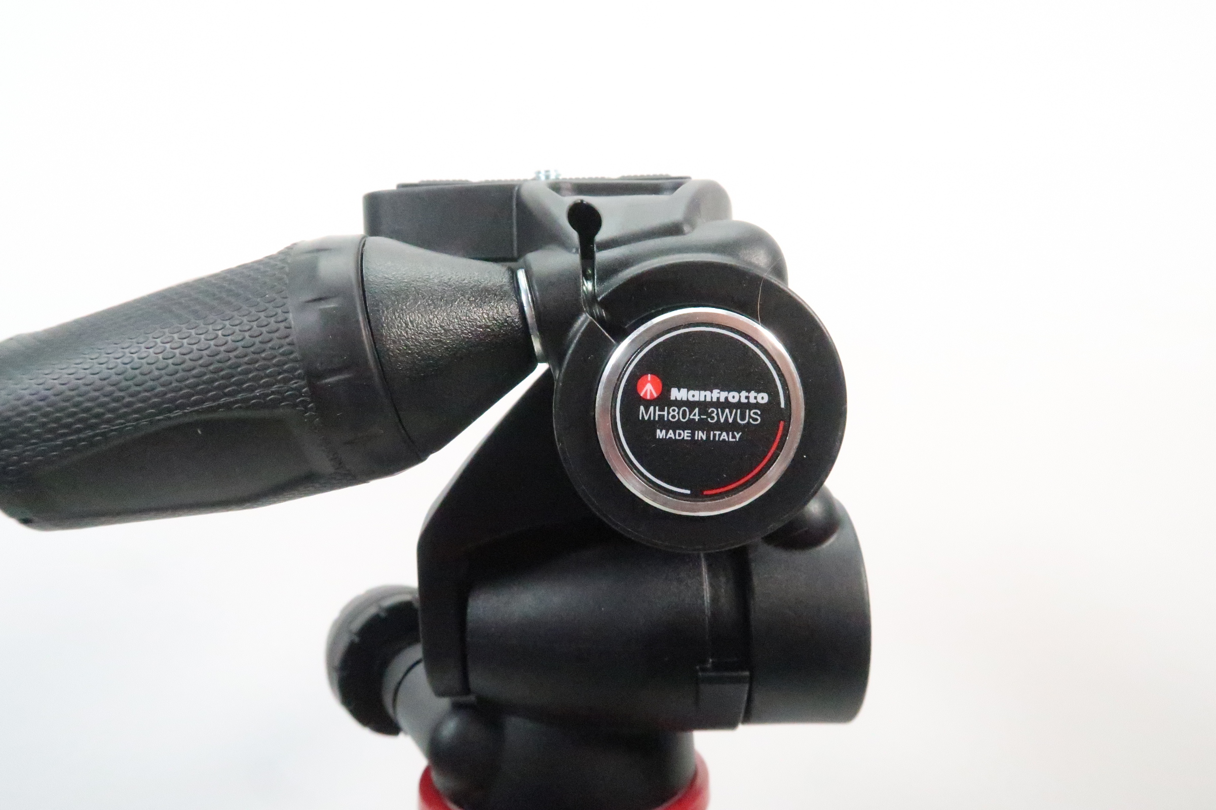 Manfrotto MH804-3WUS Pan-and-Tilt Head And 290 Xtra Aluminum Tripod