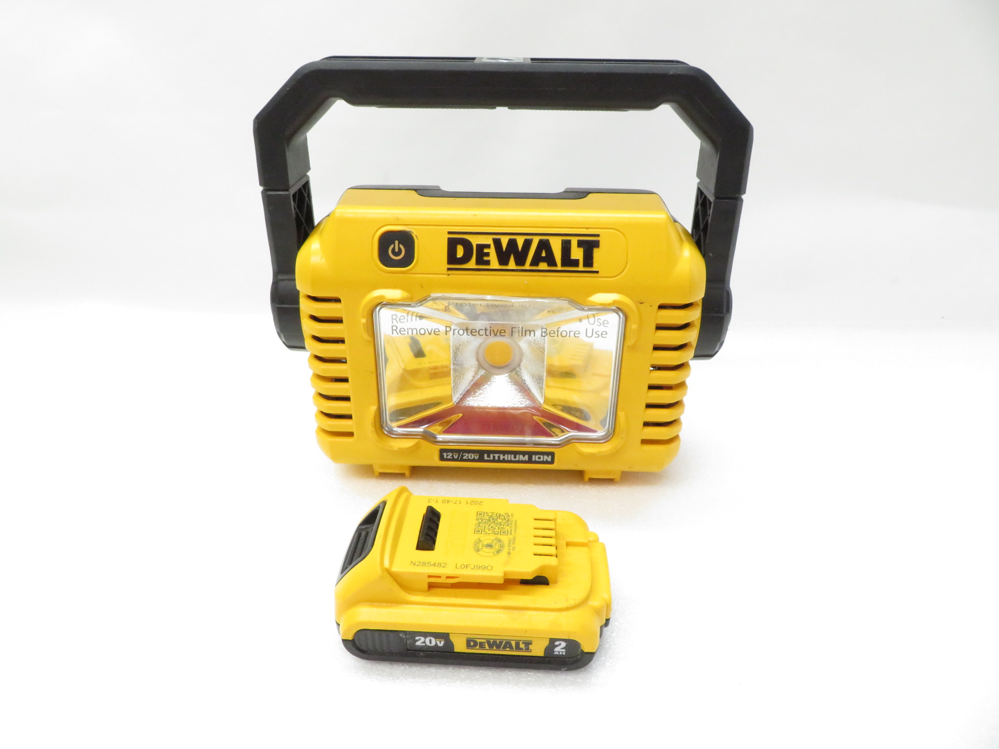 DEWALT DCL077 20-Volt MAX Lithium-Ion Compact Cordless Task Light