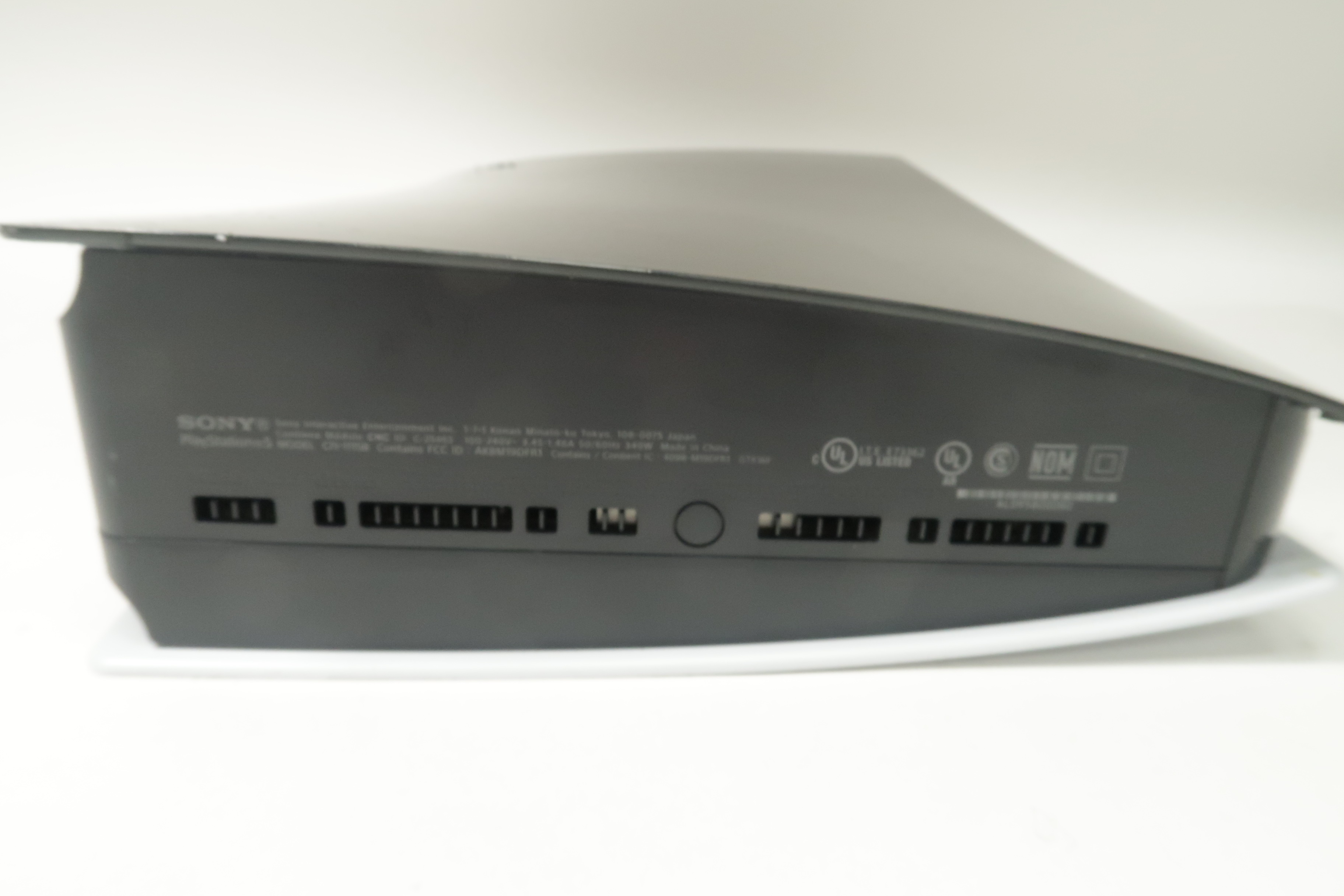 Sony PlayStation 5 CFI-1115B Digital Edition 825GB Video Game Console 6230