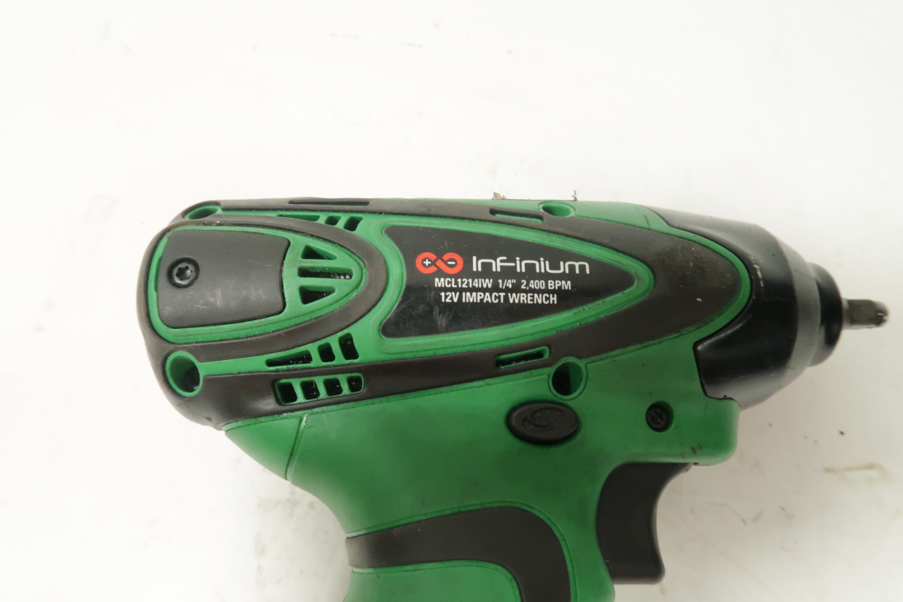 Matco 12V Cordless Infinium 1/4" Drive Ratchet and Impact Wrench Kit Green