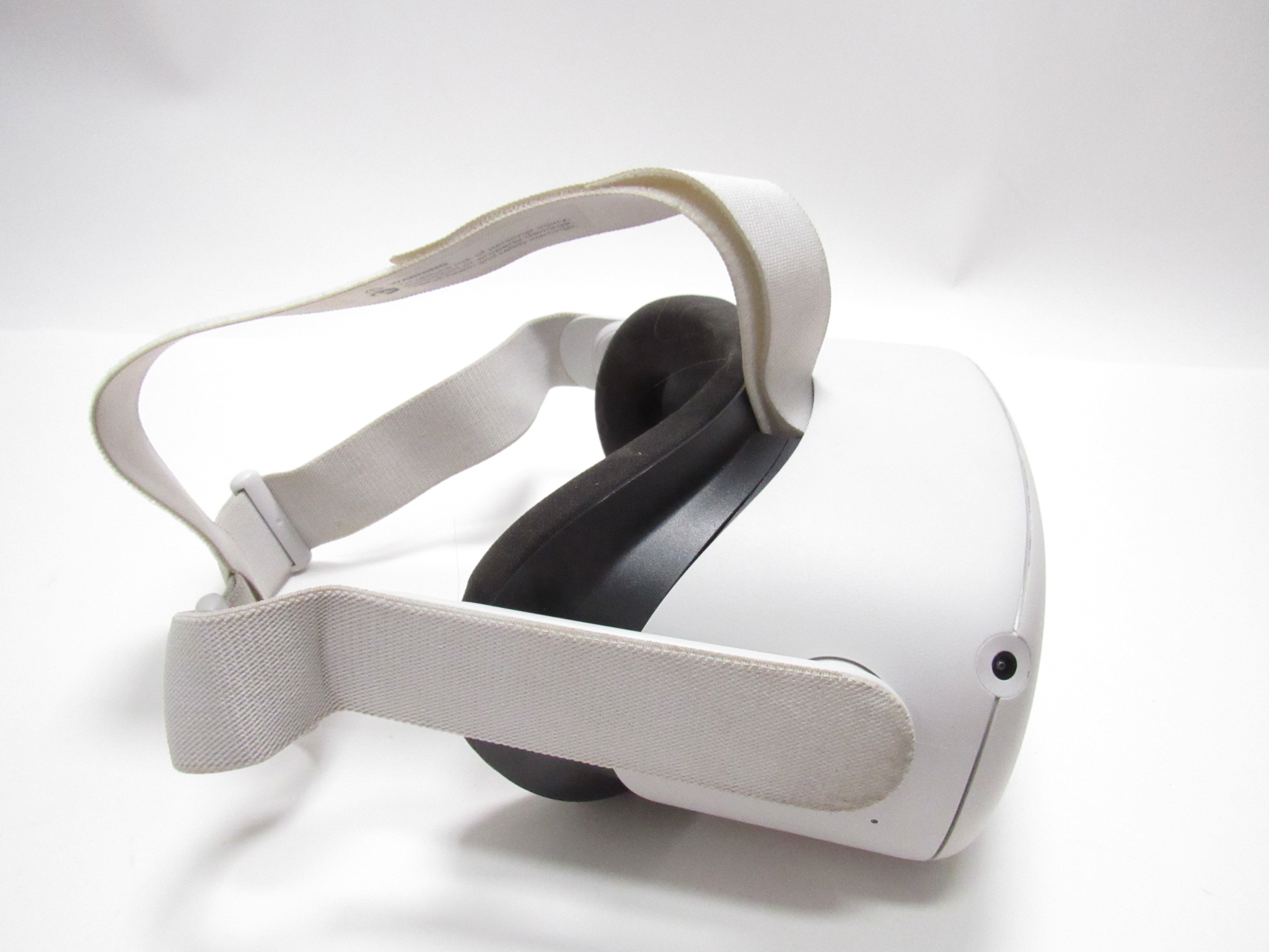 Oculus Quest 2 KW49CM Advanced 64GB All-In-One Virtual Reality VR Headset