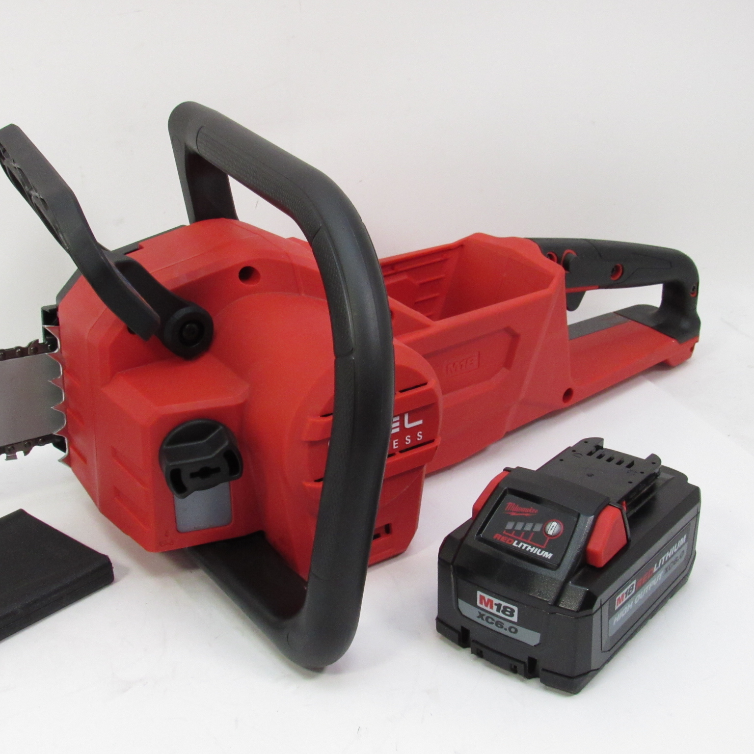 Milwaukee 2727-20 M18 FUEL 18V Lithium-ion Brushless Cordless 16'' Chainsaw