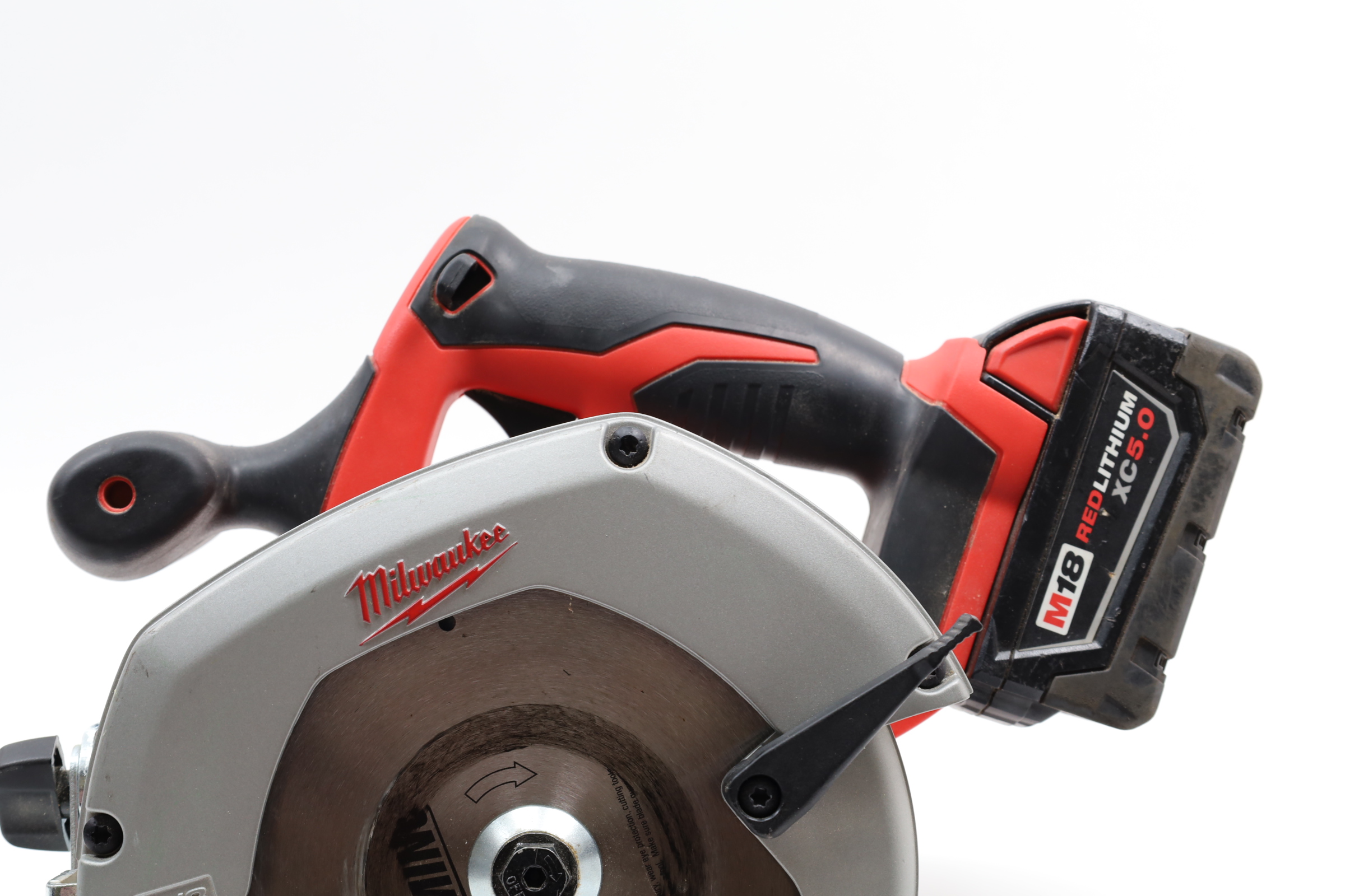 Milwaukee 2630-20 M18 18V Lithium-Ion 6-1/2" Cordless Circular Saw