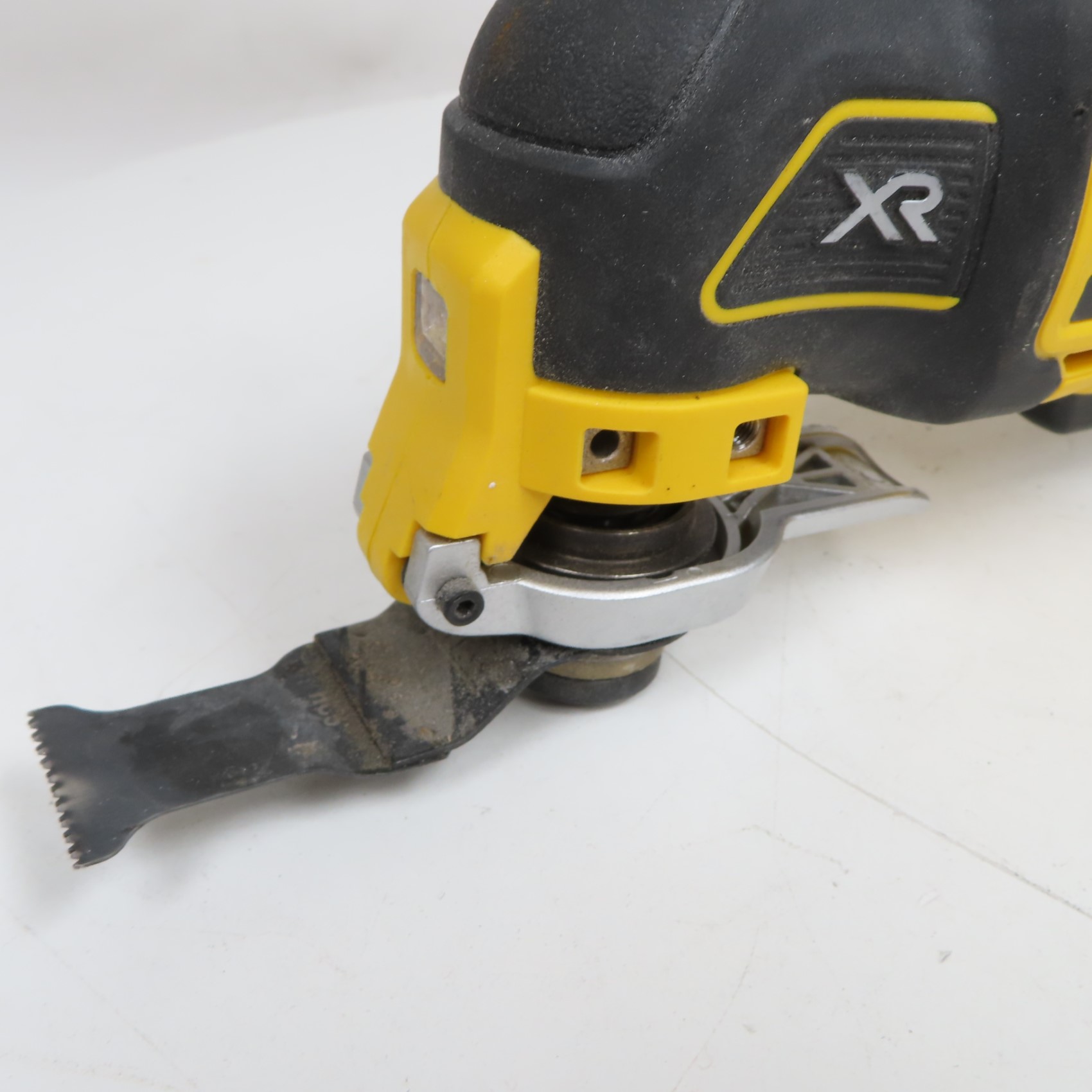 DeWalt DCS356 MAX XR 20V Cordless Oscillating Multi-Tool DeWalt DCS356 MAX XR 20V Cordless Oscillating Multi-Tool