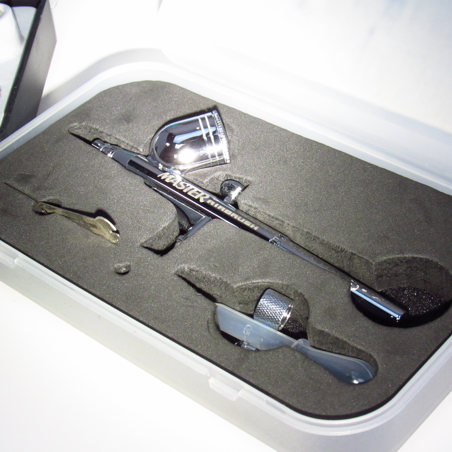 Master Airbrush MAS TC-320-HB Cool Runner Dual Fan Compressor Kit