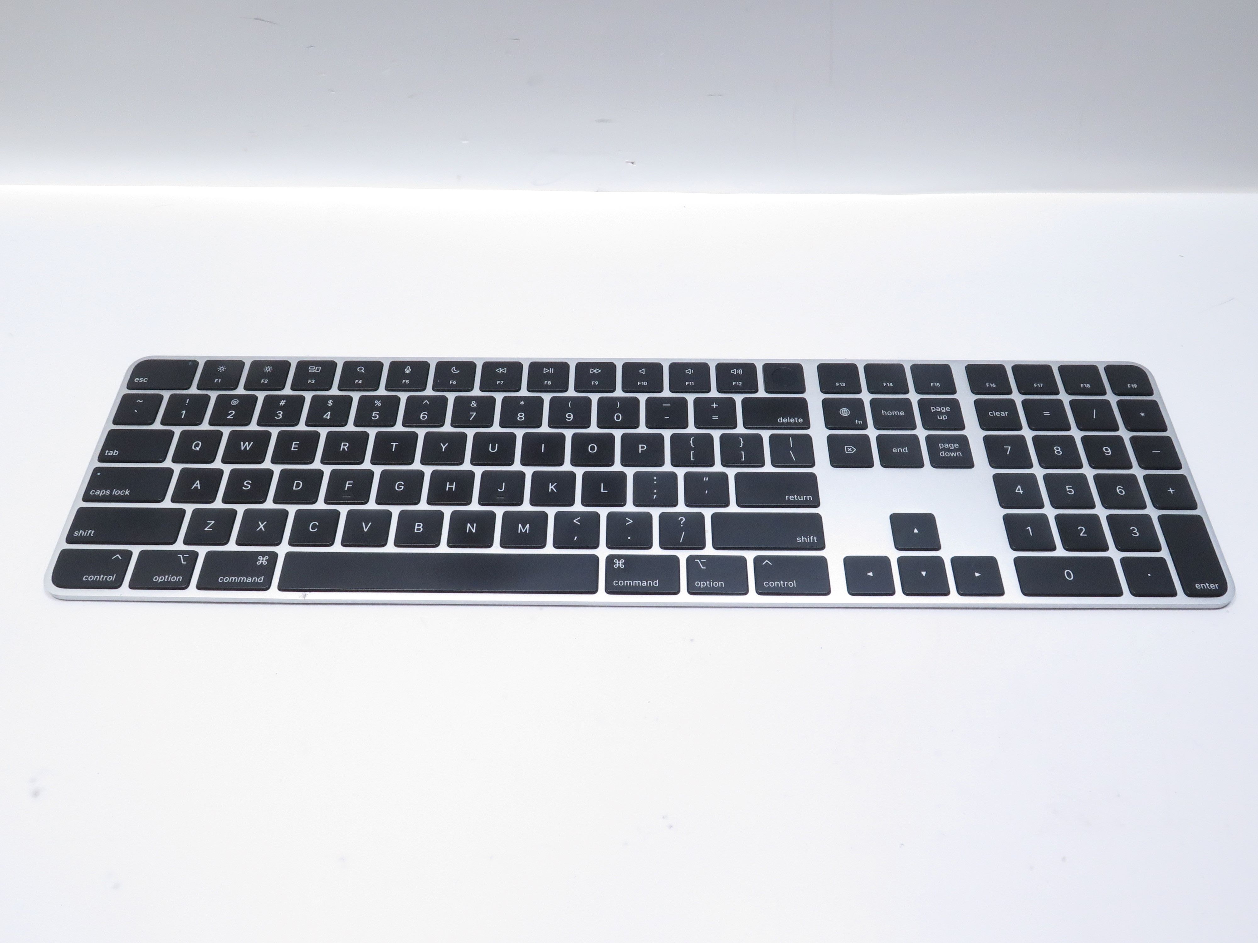 Apple A2520 Magic Keyboard Magic /Numeric Keypad US English - Black ...