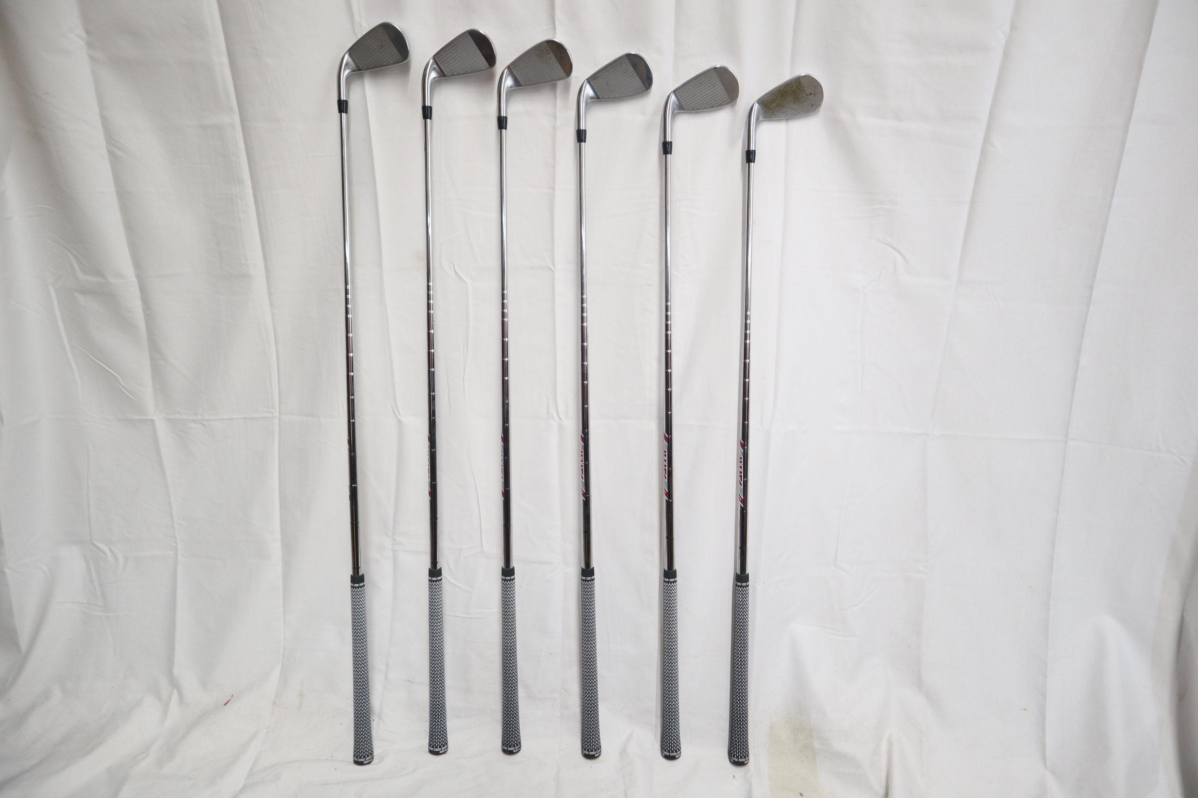 Titleist T-Series T300 6-Pc Irons & Wedge Clubs / True Temper AMT S300 ...