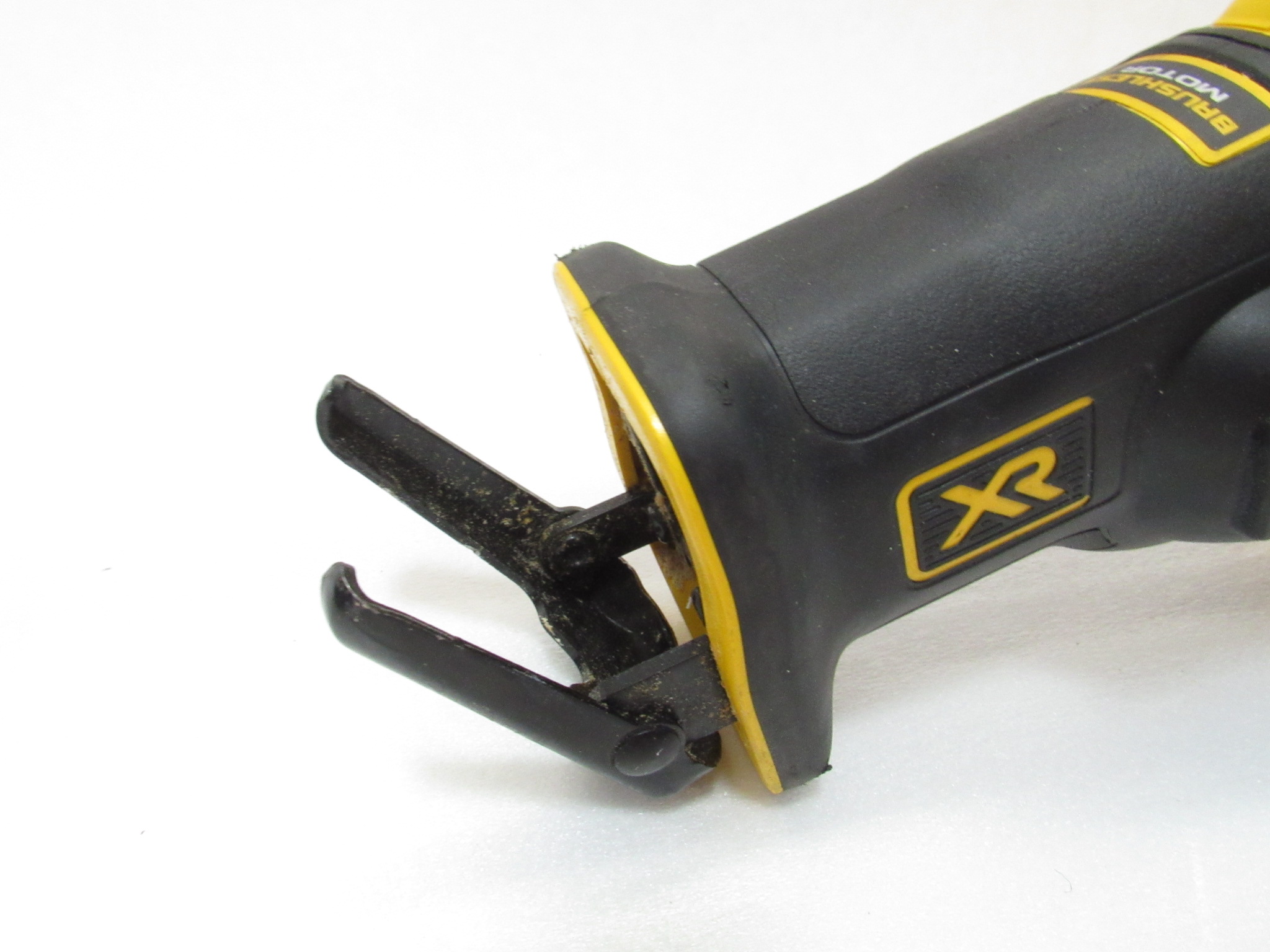 DeWalt DCS367 20V MAX XR Cordless Brushless Compact Reciprocating Saw