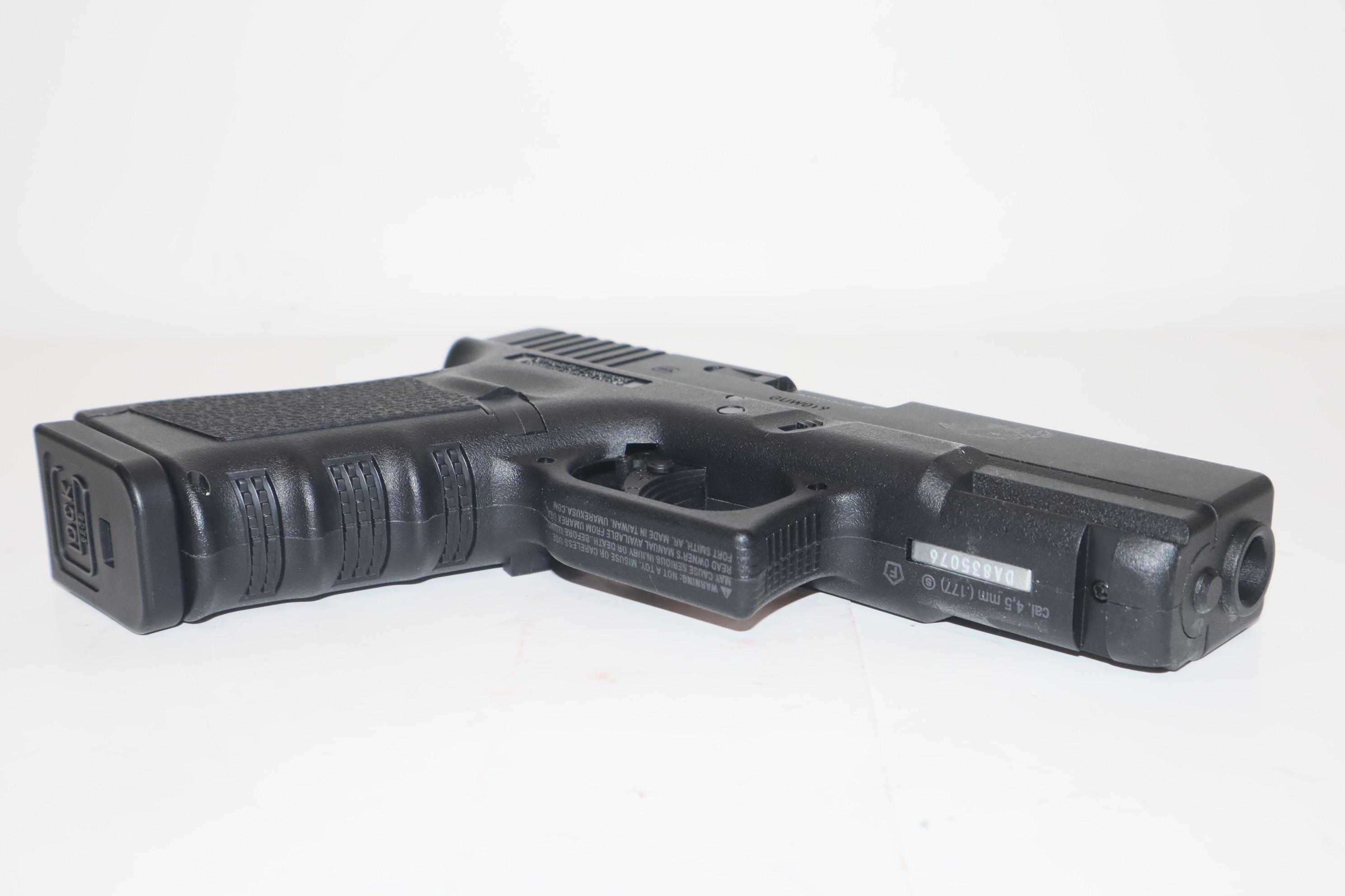 Umarex USA GUW019 Black Glock 19 Gen3 CO2 .177 BB Gun Air Pistol 5076