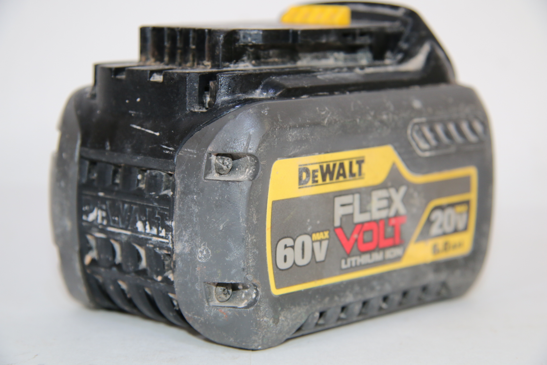 DeWalt FLEXVOLT 20/60V MAX Battery Pack 6.0AH DCB606