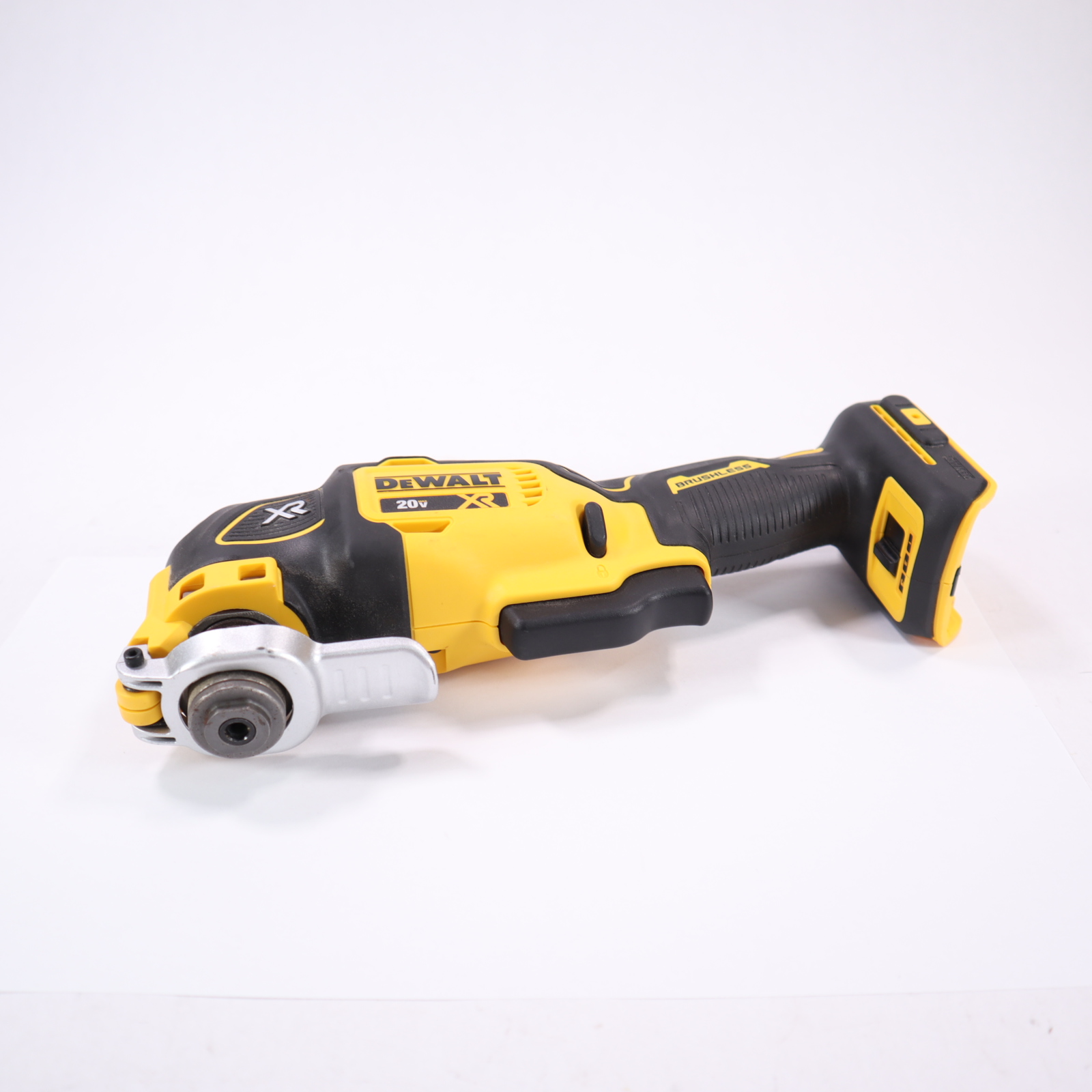 DEWALT DCS356 20-Volt MAX Brushless Lithium-Ion 3-Speed Oscillating ...