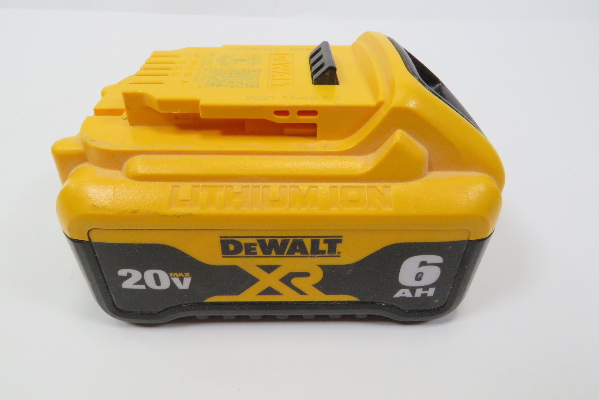 DeWalt DCB206 20V MAX XR Lithium-Ion 6.0Ah Battery