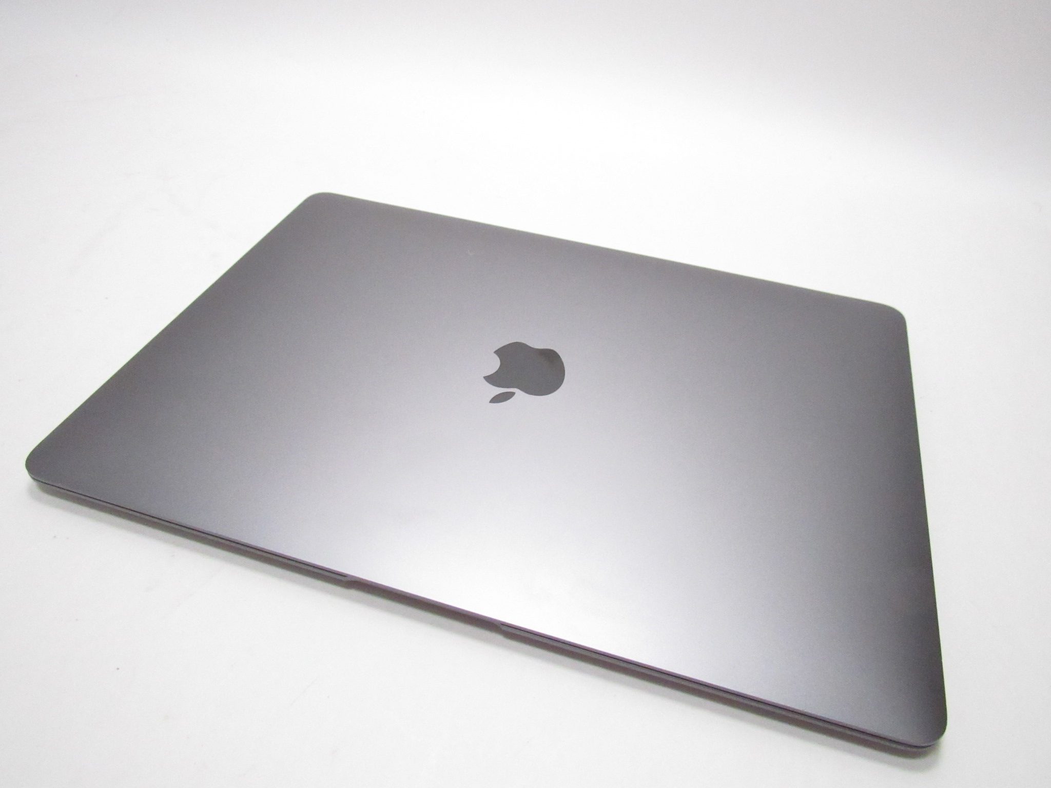 Apple MacBook Air (2020) MGN63LL/A M1 3.2GHz 8GB Unified RAM 256GB SSD ...