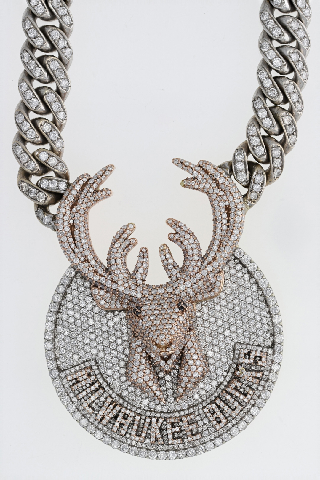 Milwaukee Bucks 25.02ctw Diamond Cluster 22.25" Necklace 10k Multi-Tone ...