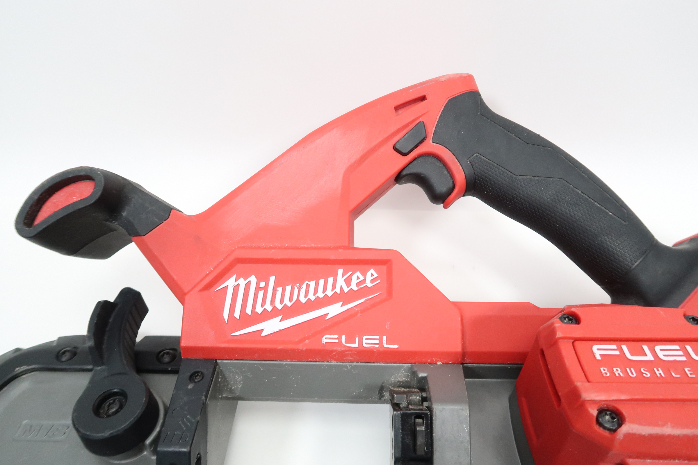 Milwaukee 2829-20 18V Lithium-Ion Brushless Cordless Compact Bandsaw