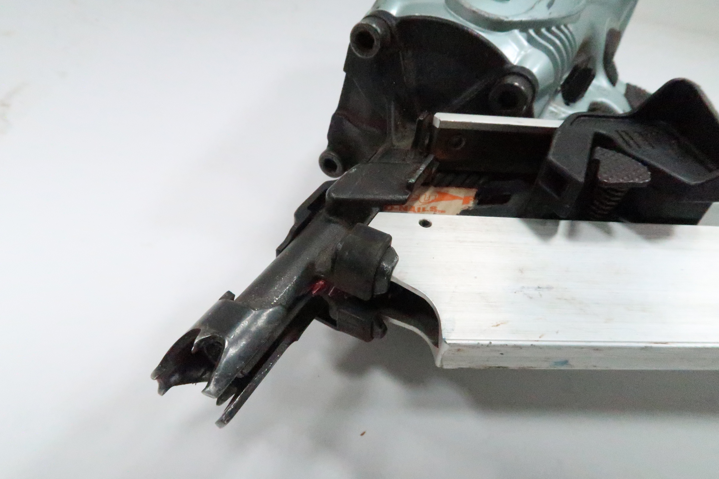 Metabo HPT NR90AD(S1) 3-1/2 Inch 30° Paper Collated Framing Nailer 0850