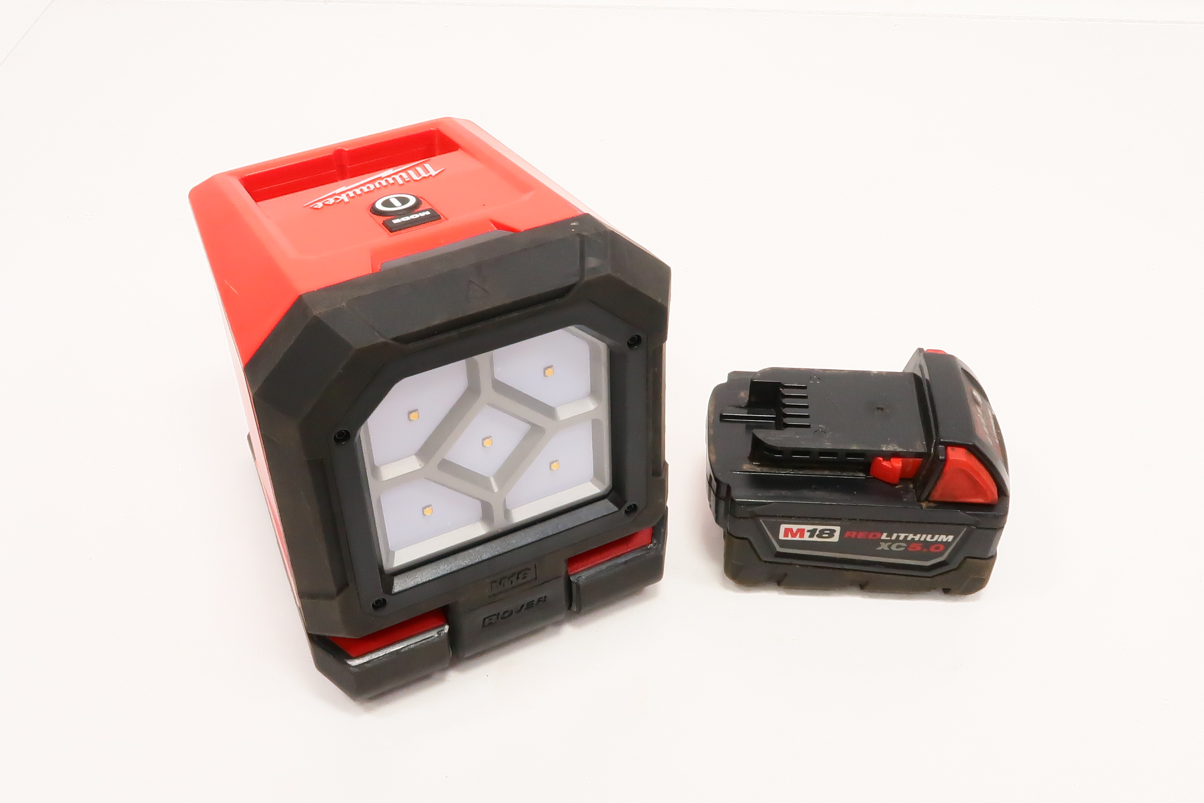 Milwaukee M18 1500 Lumen Magnetic LED Flood Light - 2365-20