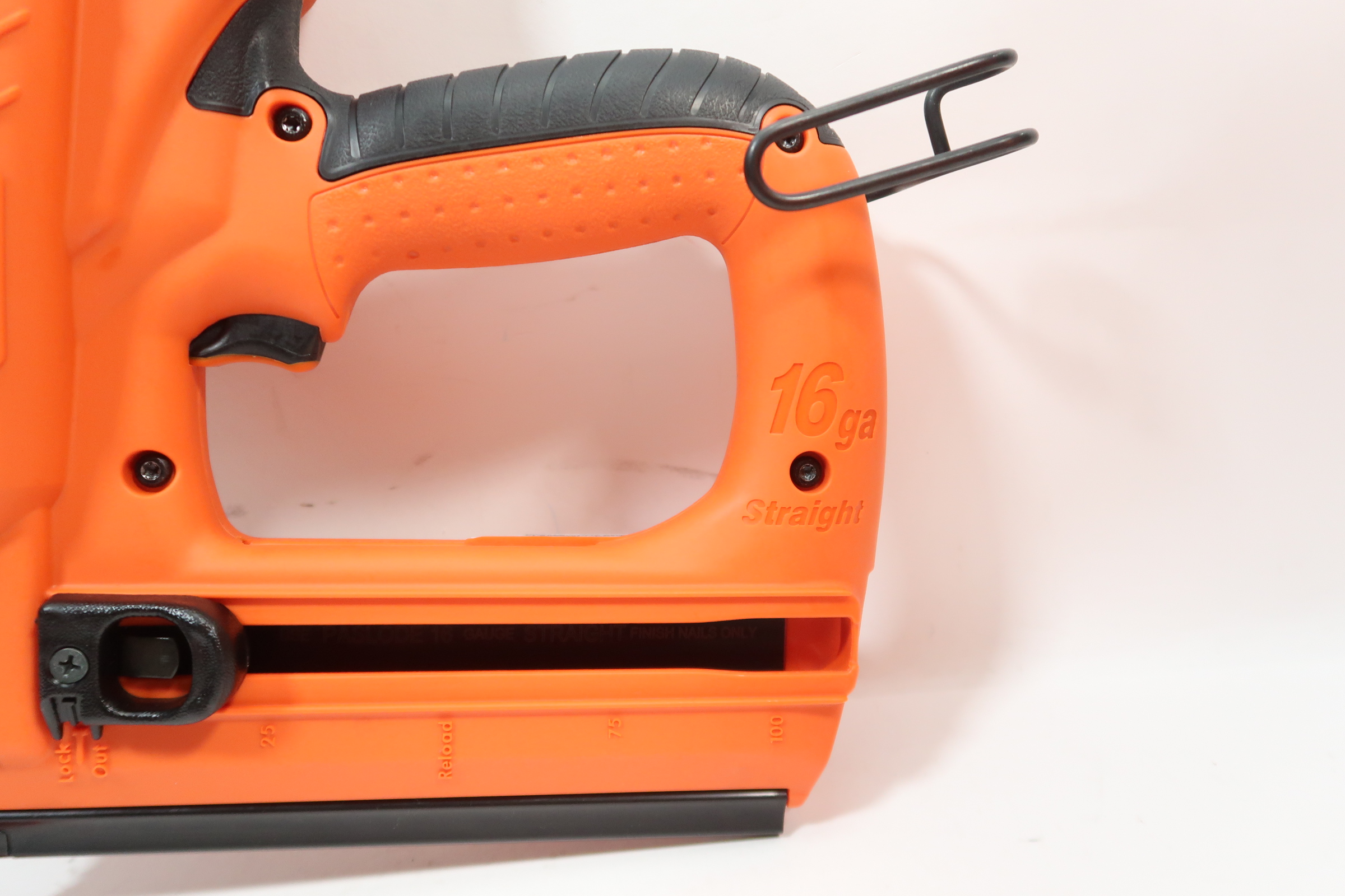 Paslode IM250s Li 16-Gauge Cordless Lithium-Ion Angled Finish Nailer