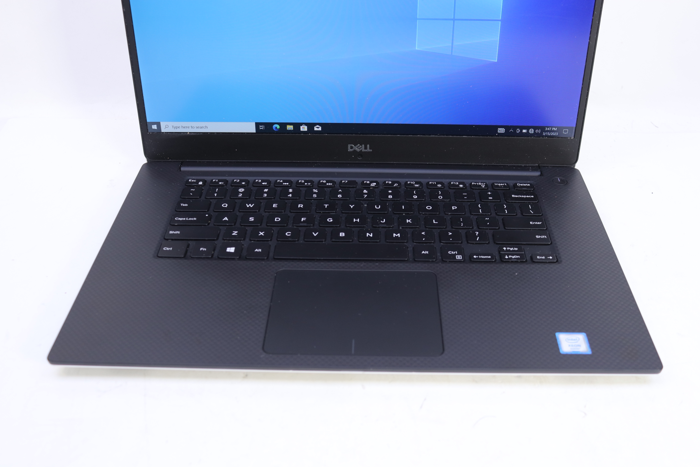 Dell Precision 5530 Intel Xeon E-2176M 2.7GHz 32GB RAM 1TB SSD 15.6"