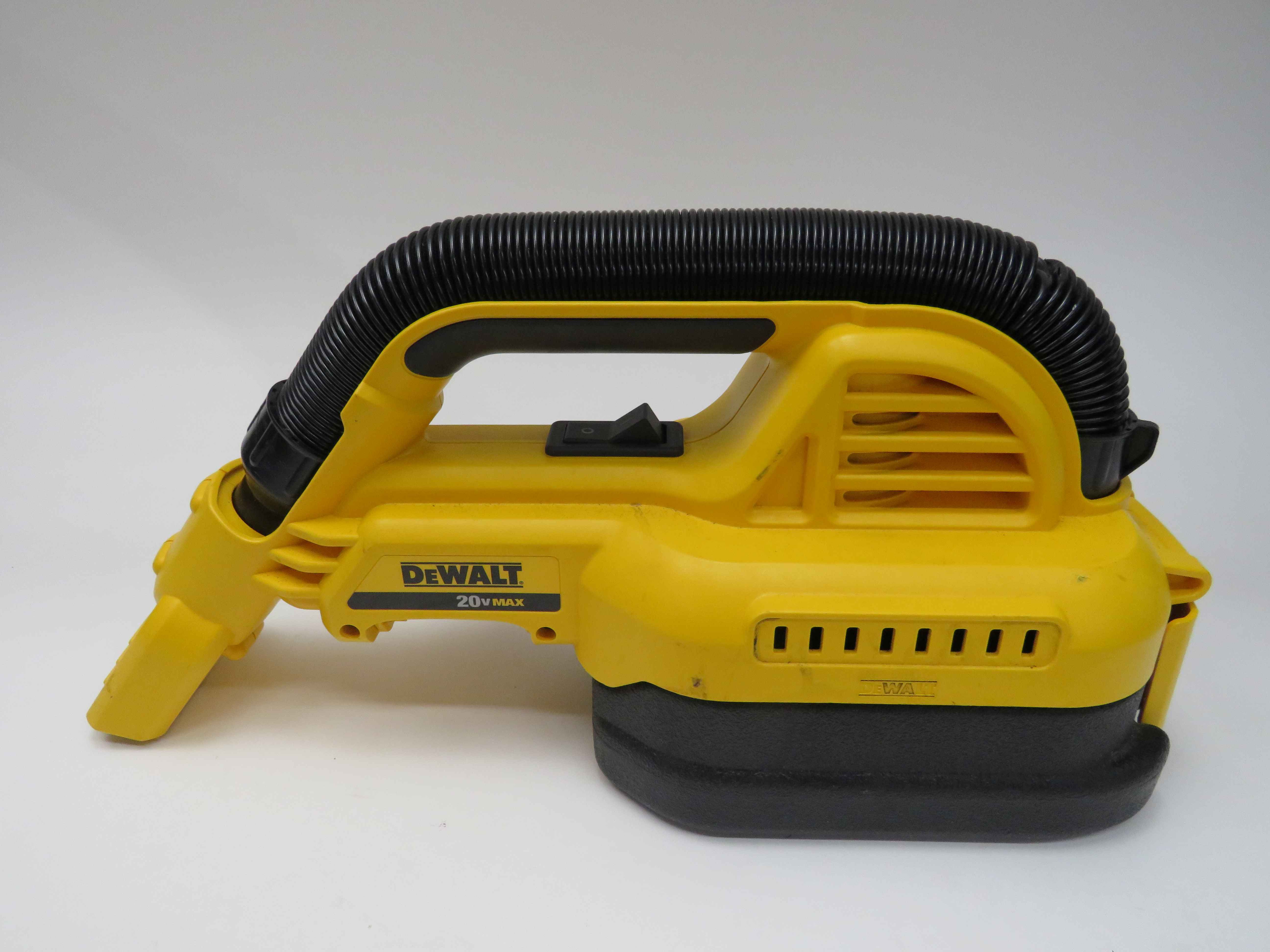 DeWalt 1/2 Gallon Cordless Wet/Dry Vacuum Type 1 20v Max DCV517