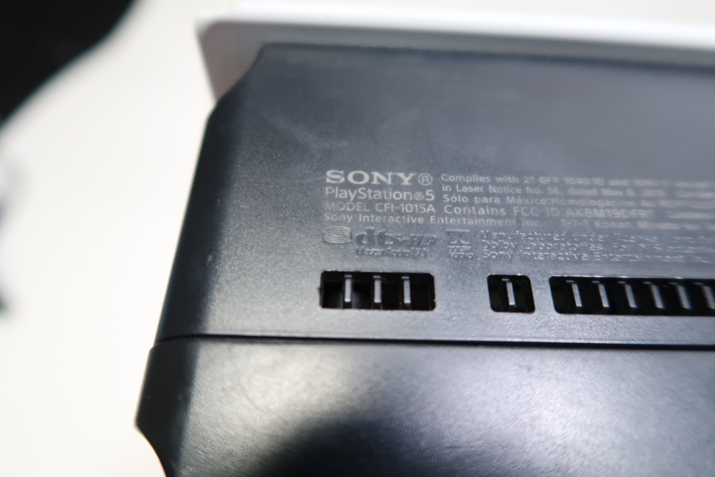 Sony PlayStation 5 CFI-1015A 825GB 4K Game Console Disc Edition 0632