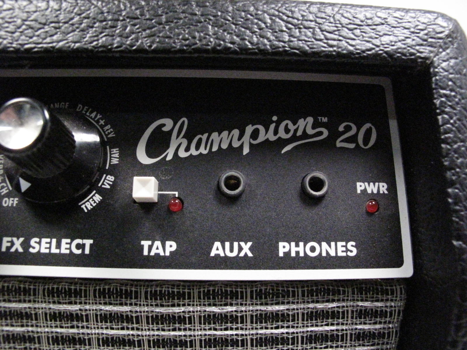 Fender Champion 20 Combo Guitar Amplifier 20 Watts 8" Speaker