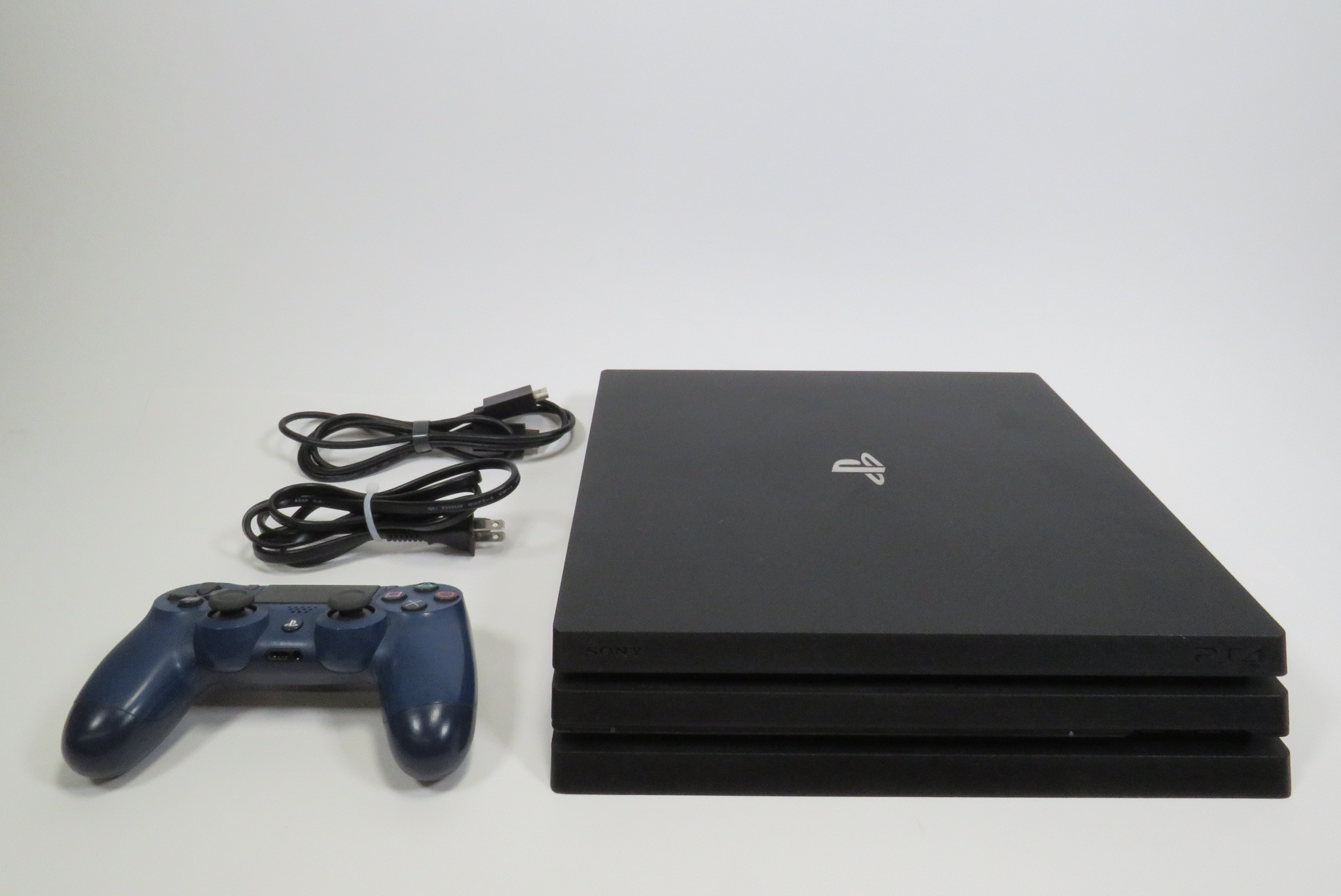 Sony PlayStation 4 Pro CUH-7215B 1TB Video Game Console 2002