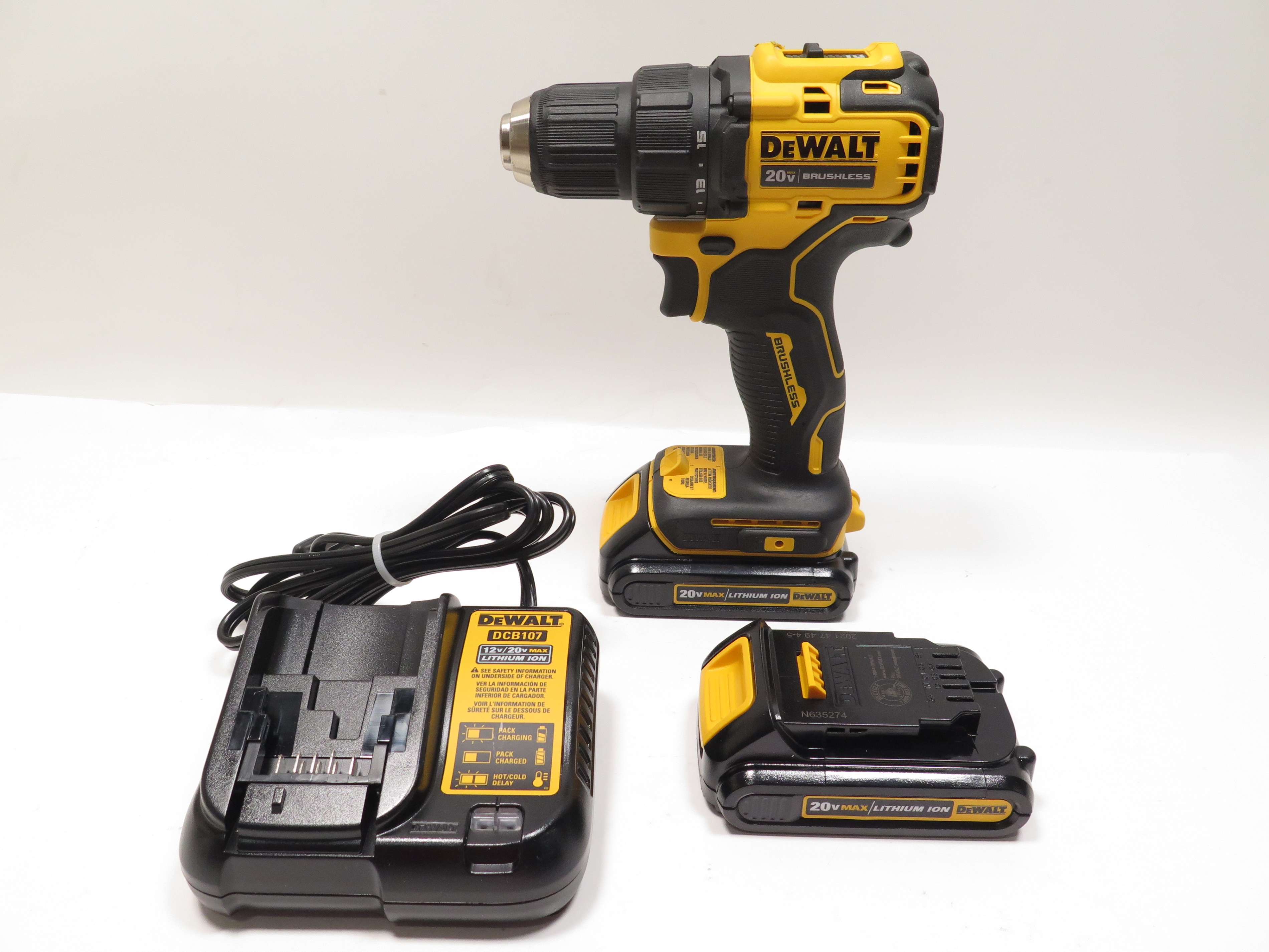 DeWalt DCD708 ATOMIC 20V MAX Cordless Brushless Compact 1 2 Drill Driver