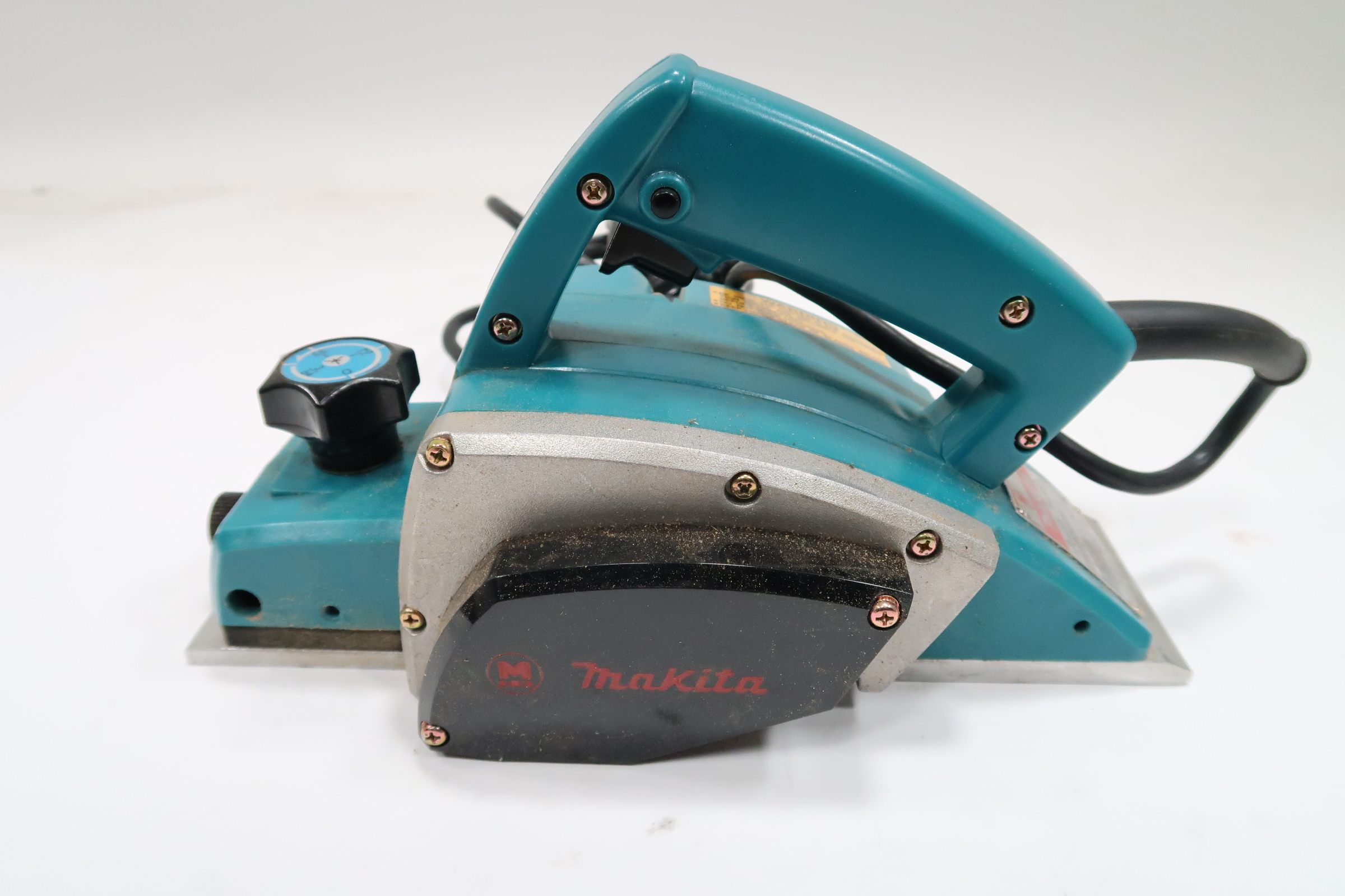 Makita 1900B Electric Corded Hand Powered Planer 5729