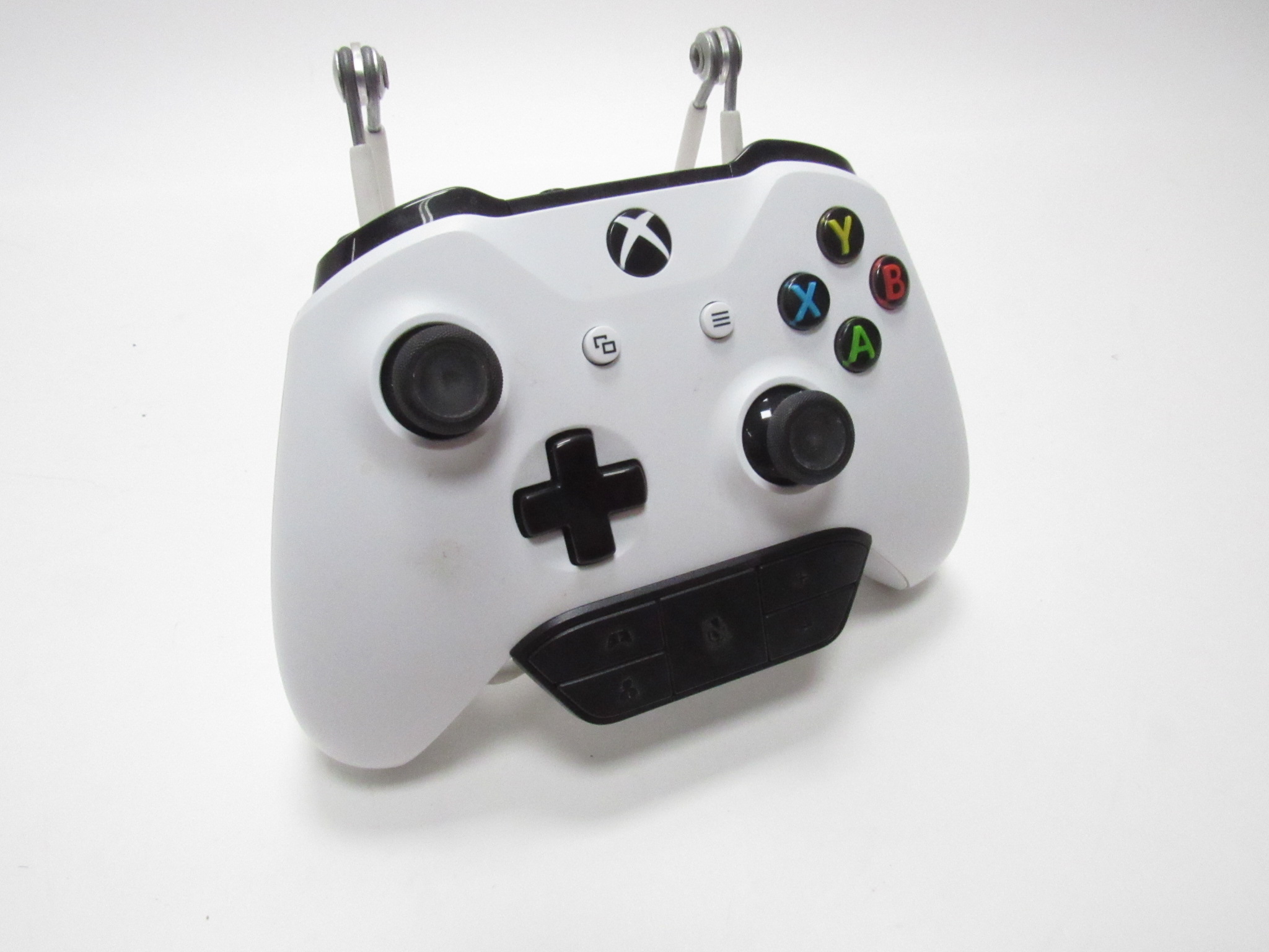 Microsoft 1708 Xbox One Controller White 0259