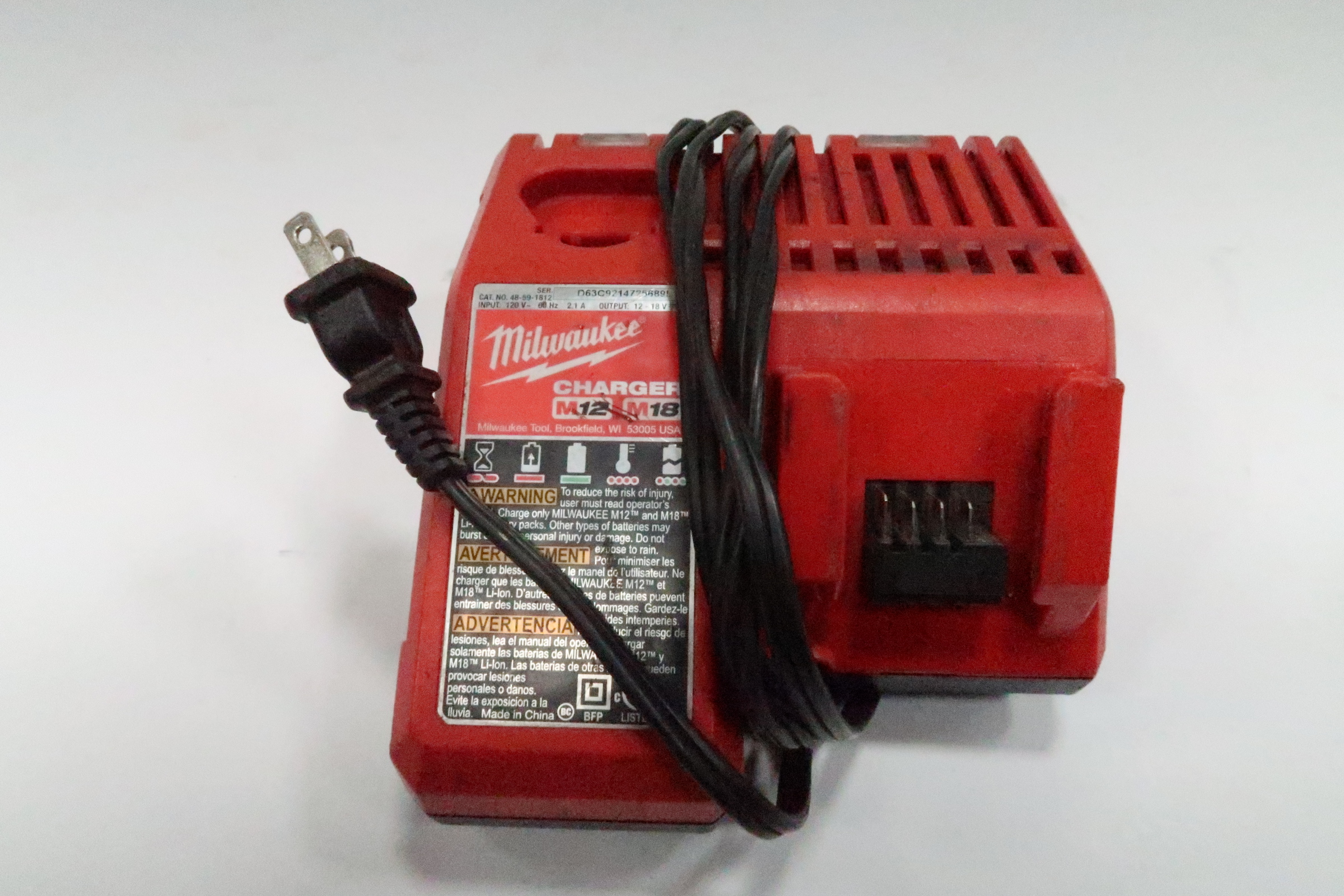 Milwaukee 2606-20 M18 18V Lithium-Ion Cordless 1/2 in. Drill Driver 0541