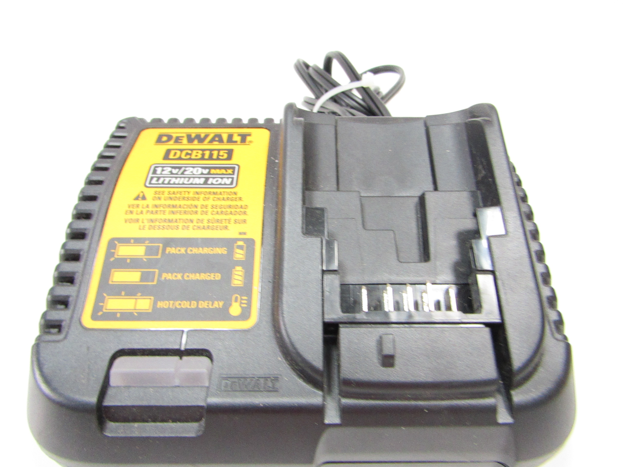 DeWALT DCD771 20-Volt MAX Lithium-Ion Cordless 1/2 in. Drive Drill/Driver