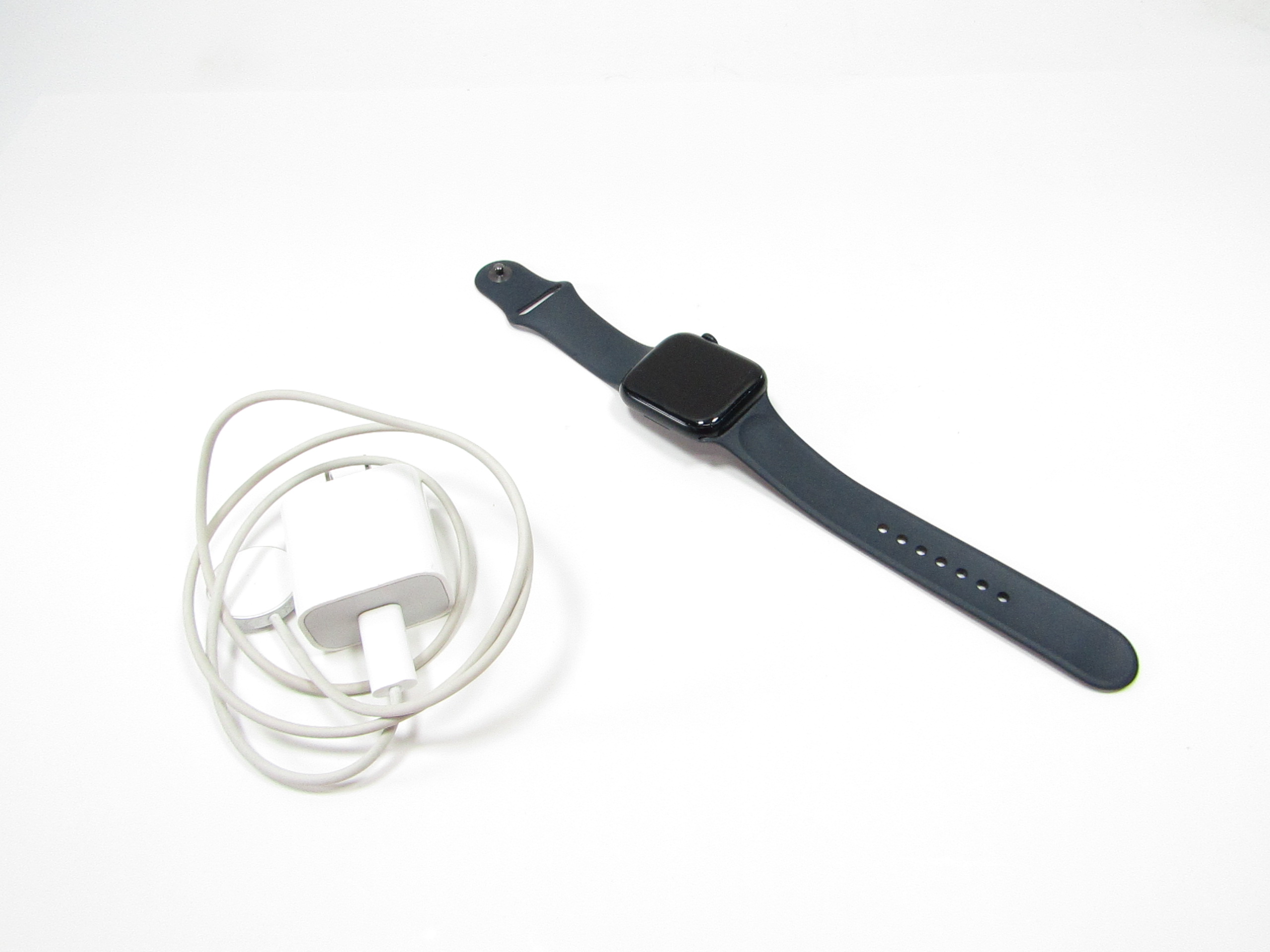 Apple Watch Series 7 A2477 45mm Midnight Aluminum GPS + LTE Smartwatch 6078
