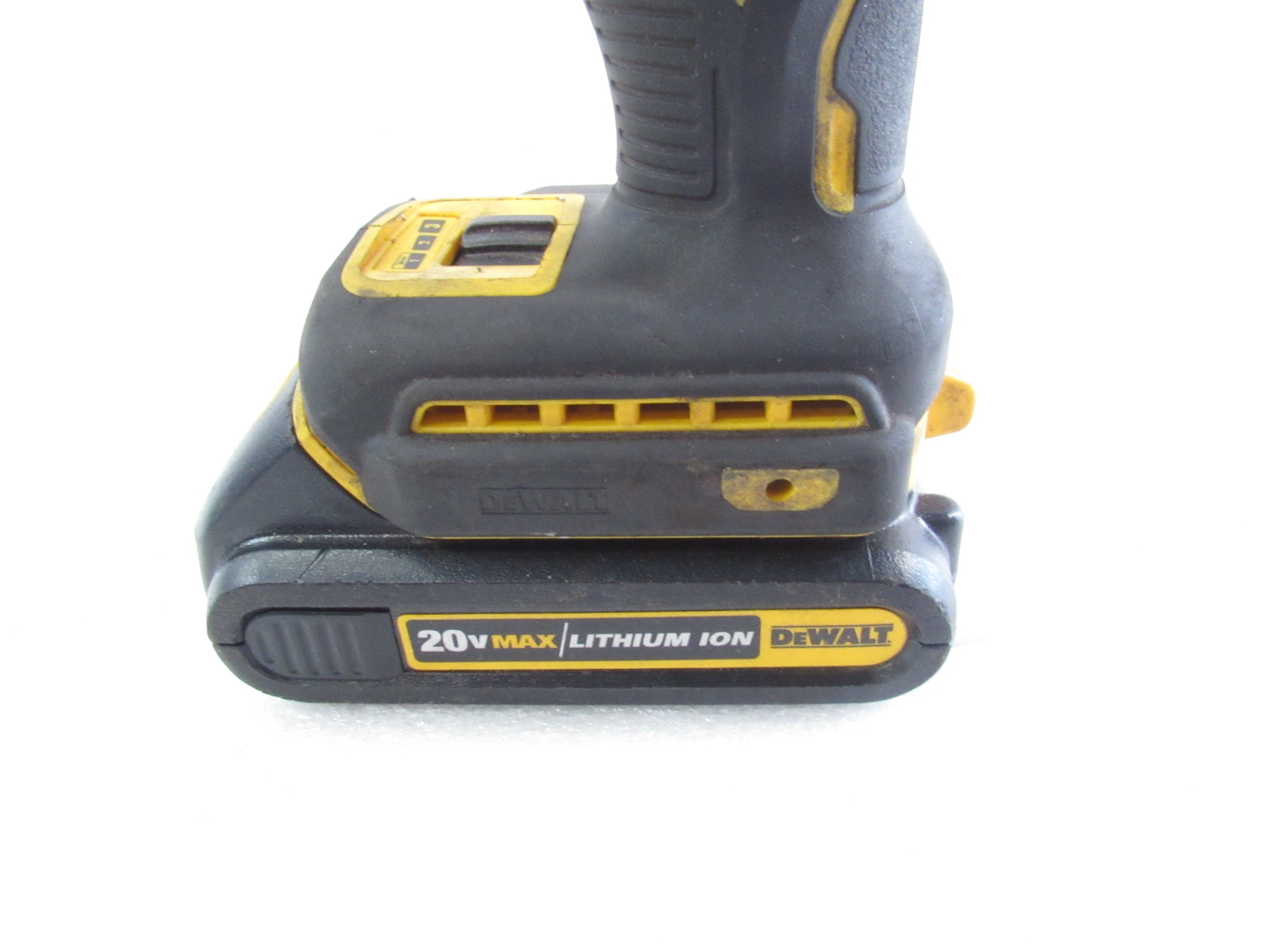 DEWALT DCF850 ATOMIC 20V MAX Cordless Brushless Compact 1/4 in. Impact ...