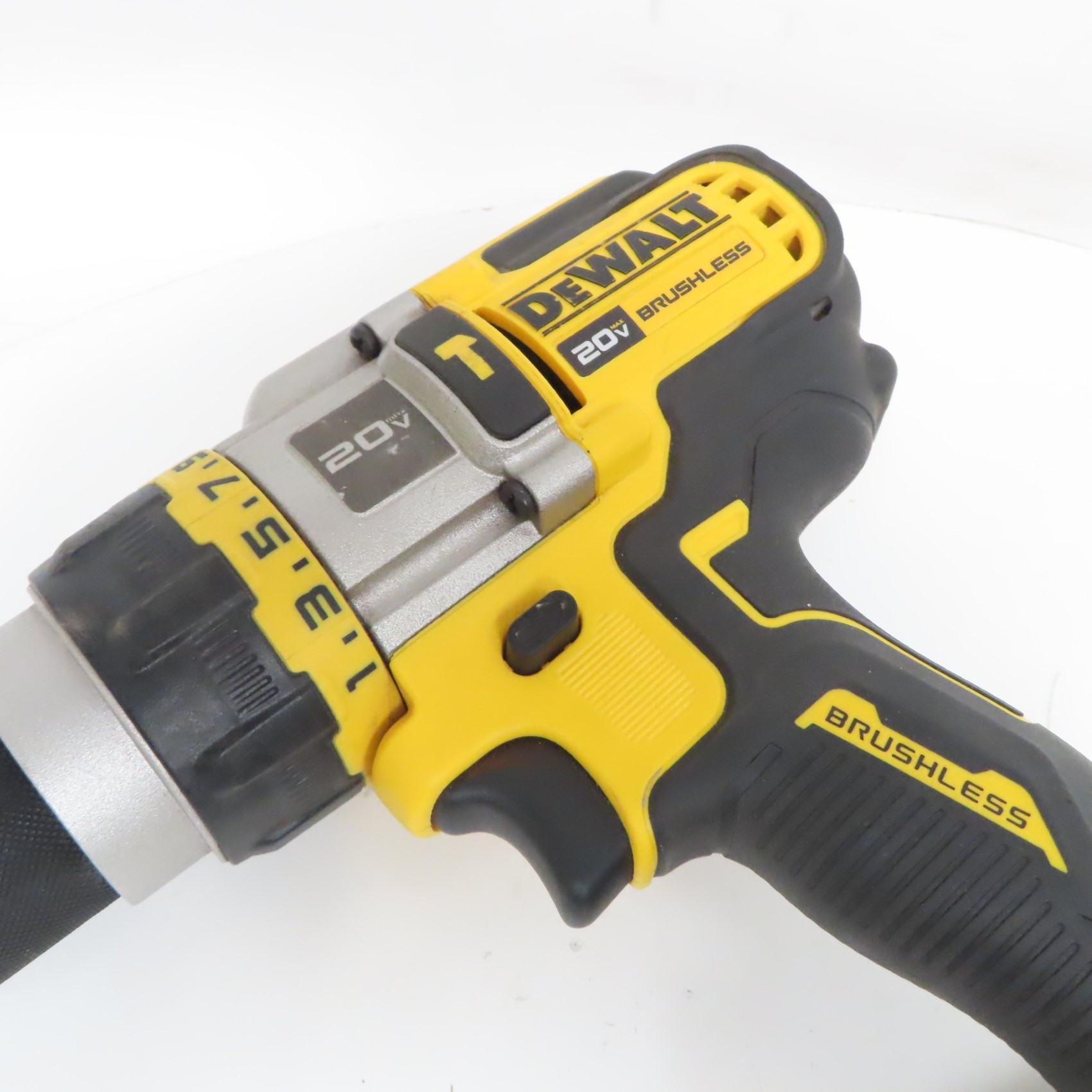 DeWalt DCD999 MAX 20V 1/2" Cordless Hammer Drill/Driver
