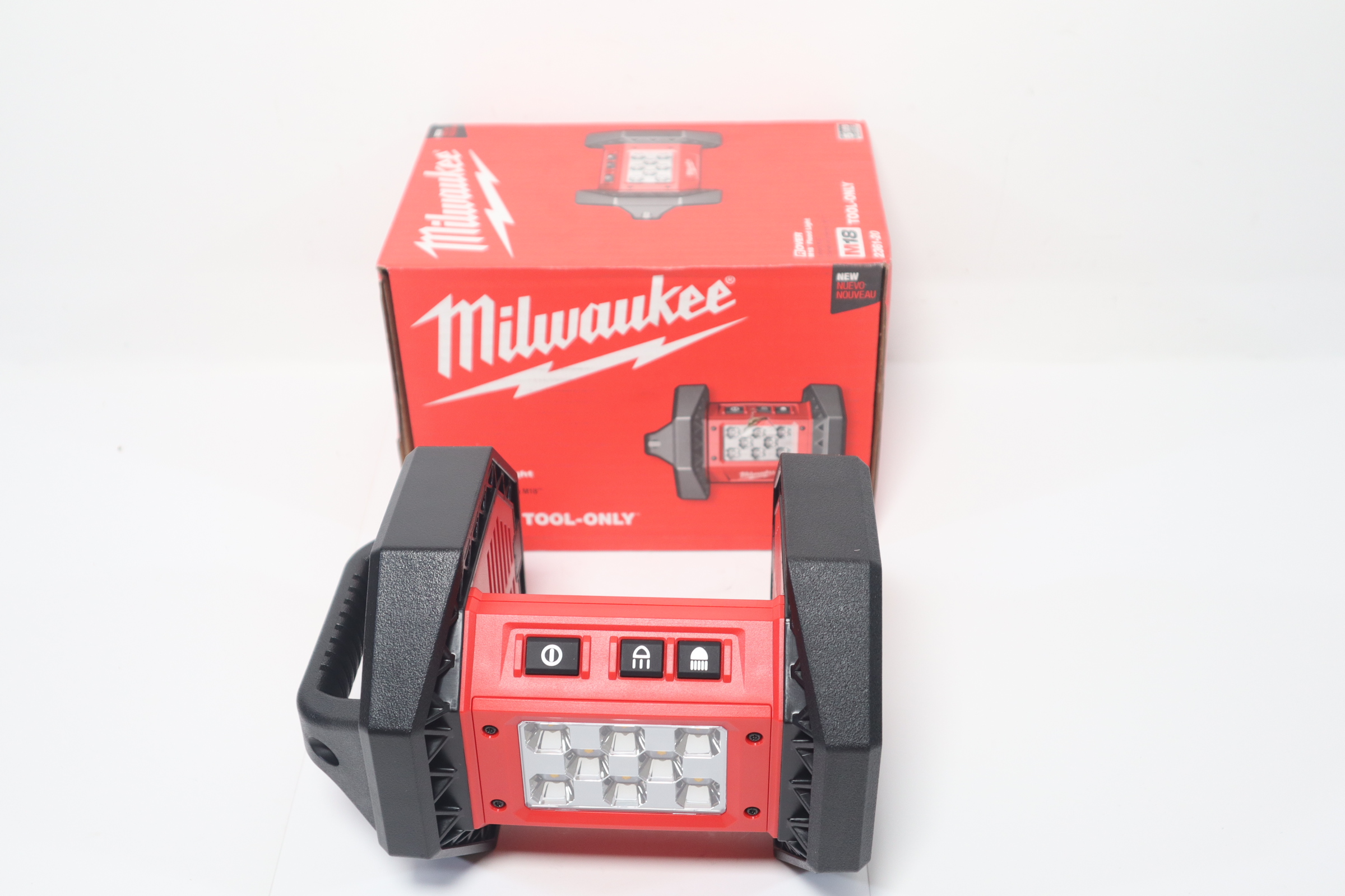 Milwaukee 2361-20 M18 ROVER Flood Light 1181 (Tool-Only)
