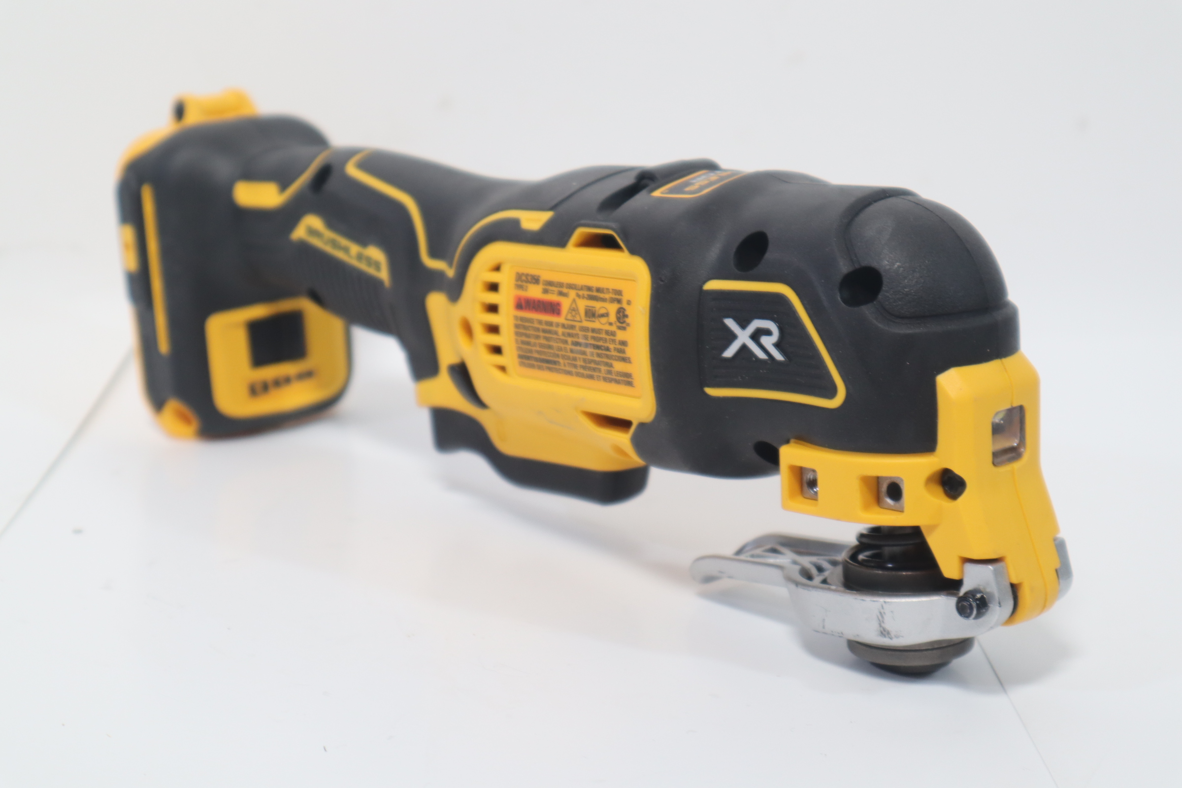 DeWalt DCS356 20V MAX XR Brushless Cordless 3-Speed Oscillating Multi-Tool Z4MN