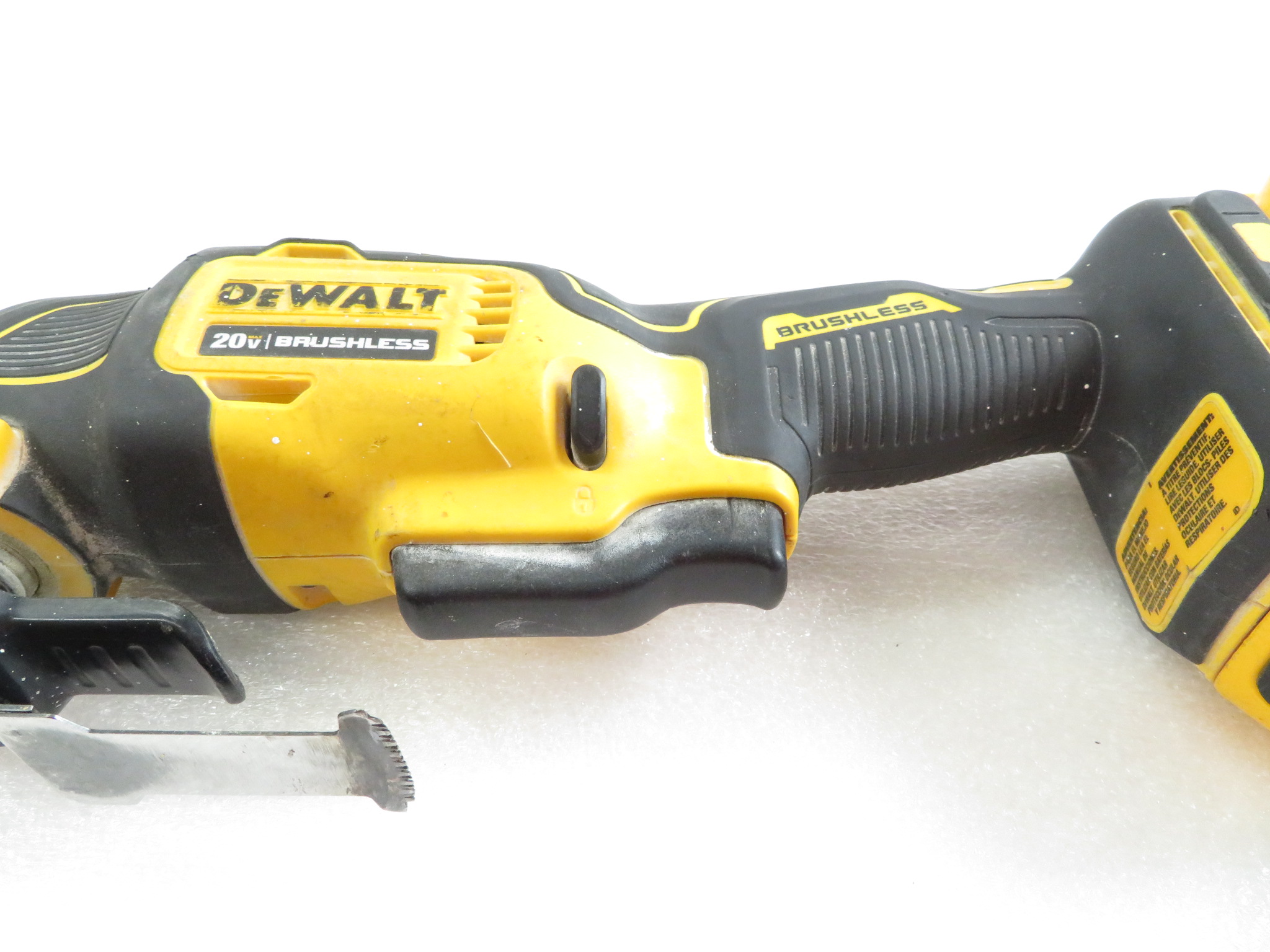 DeWalt DCS354 ATOMIC 20V MAX Cordless Brushless Cordless Oscillating ...
