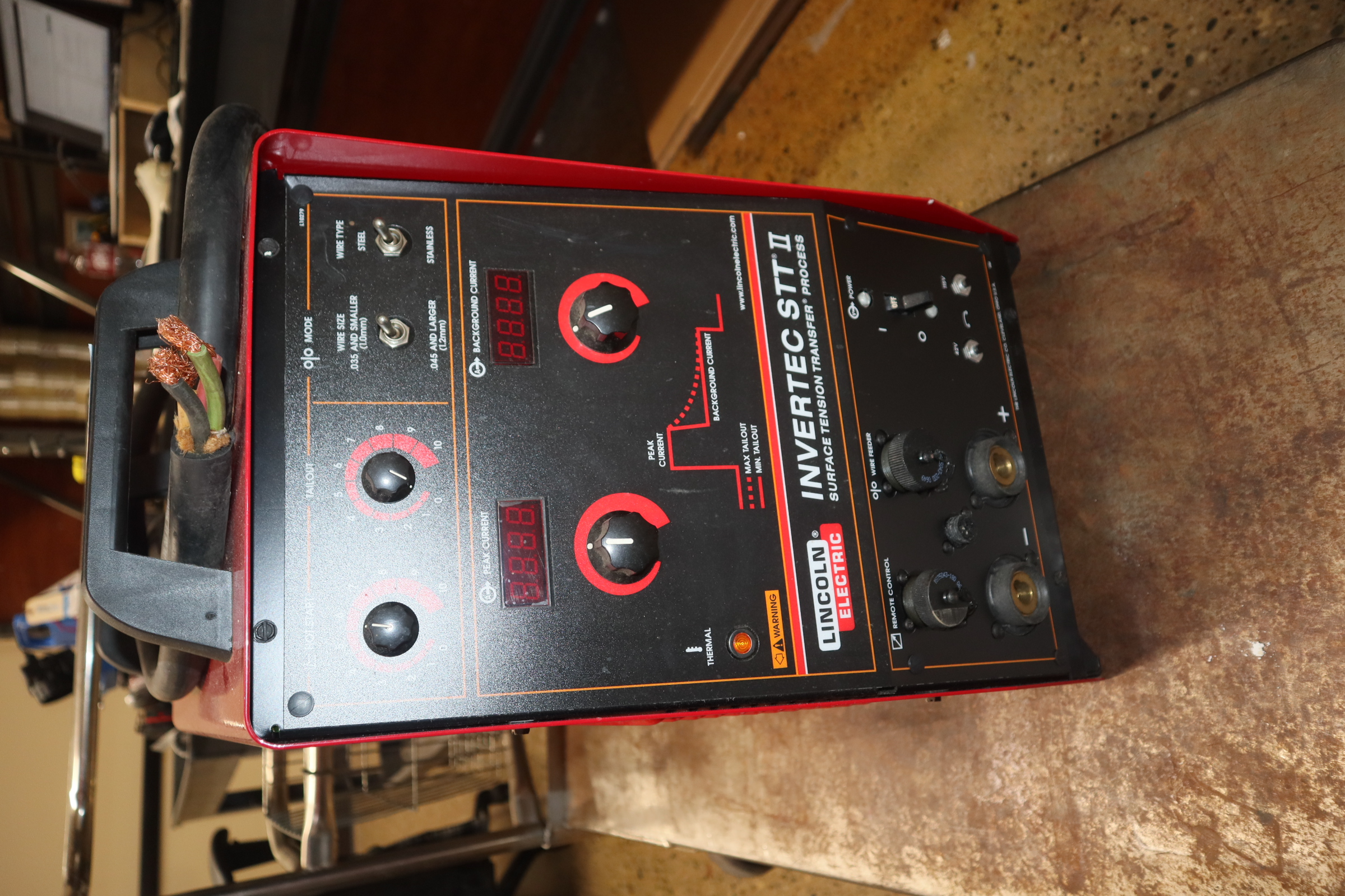 Lincoln Electric Invertec STT II K1525-1 11090 Welder 7515 In Store ...