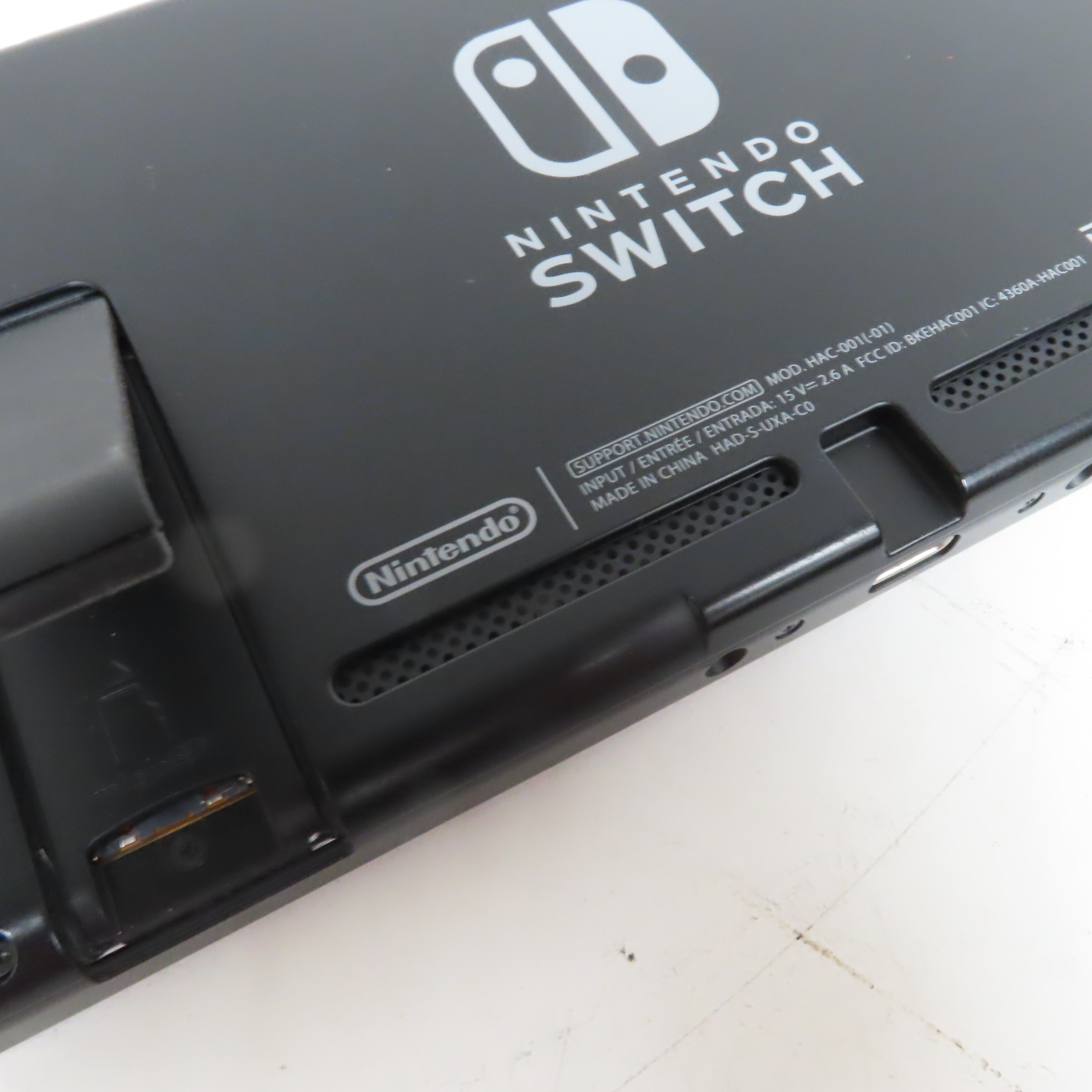 Nintendo HAC-001(-01) Switch 32GB Video Game Console - Dark Blue/Orange ...