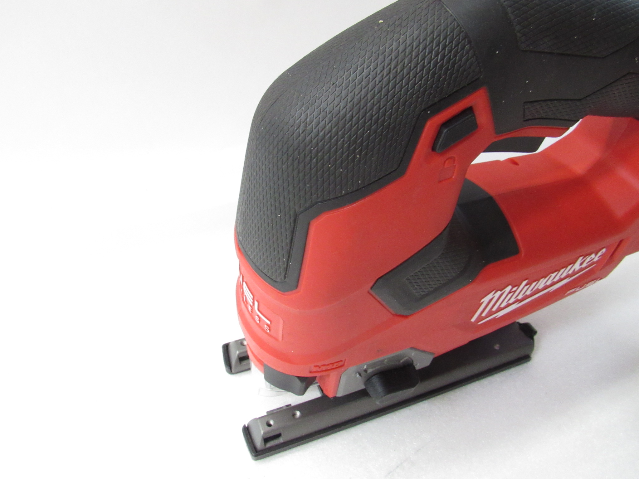 Milwaukee 2737-20 M18 FUEL 18-Volt Lithium-Ion Brushless Cordless Jig Saw