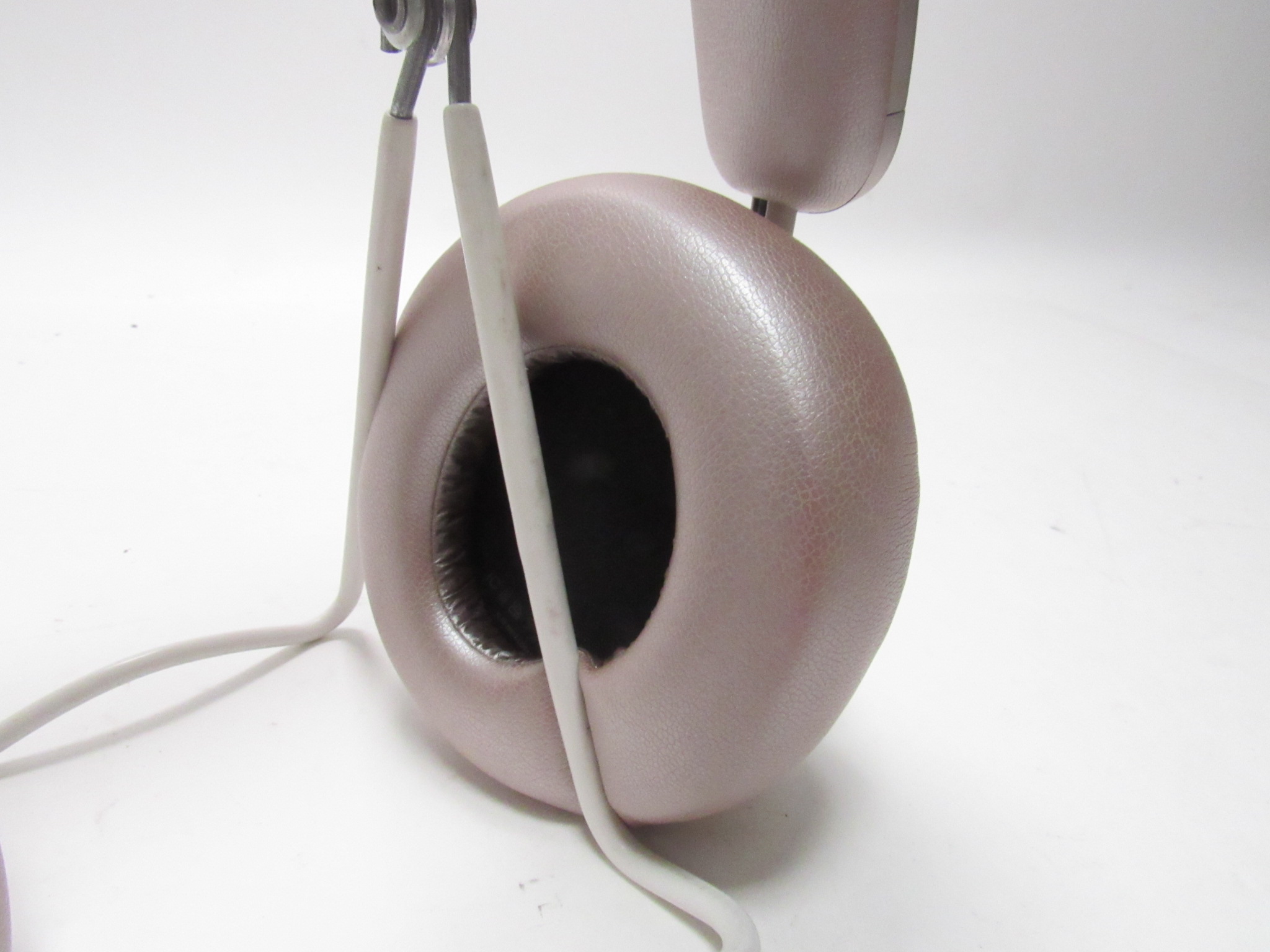 Urbanista Powerfoyle Solar Powered Active Noise Cancelling Headphones ...