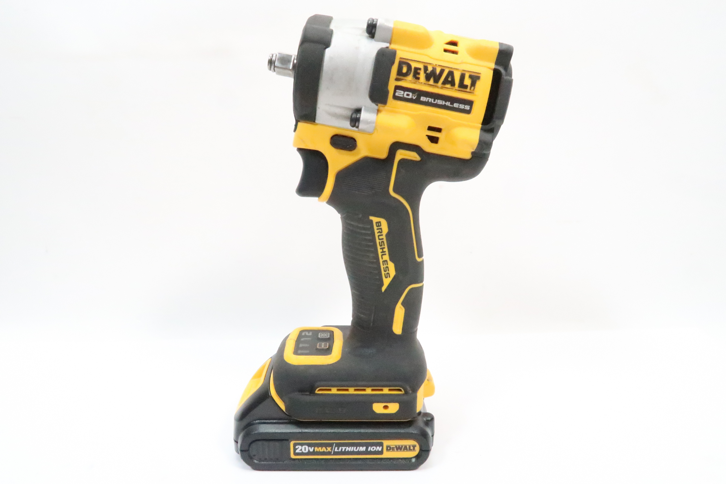 DeWalt DCF923 20V MAX Cordless Brushless 3/8" Variable Speed Impact Wrench