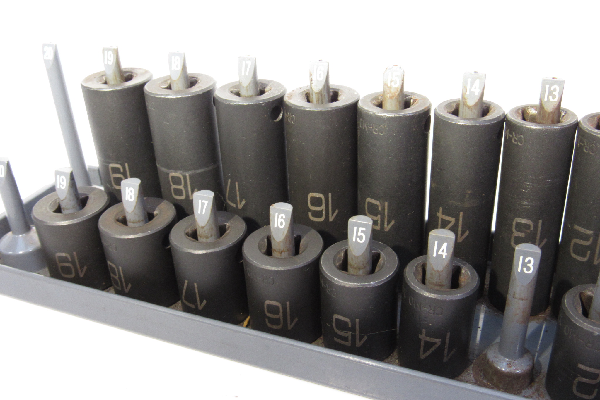 Matco 25-PC 3/8'' Drive Standard/Deep Metric 7-19mm 6PT Impact Sockets ...