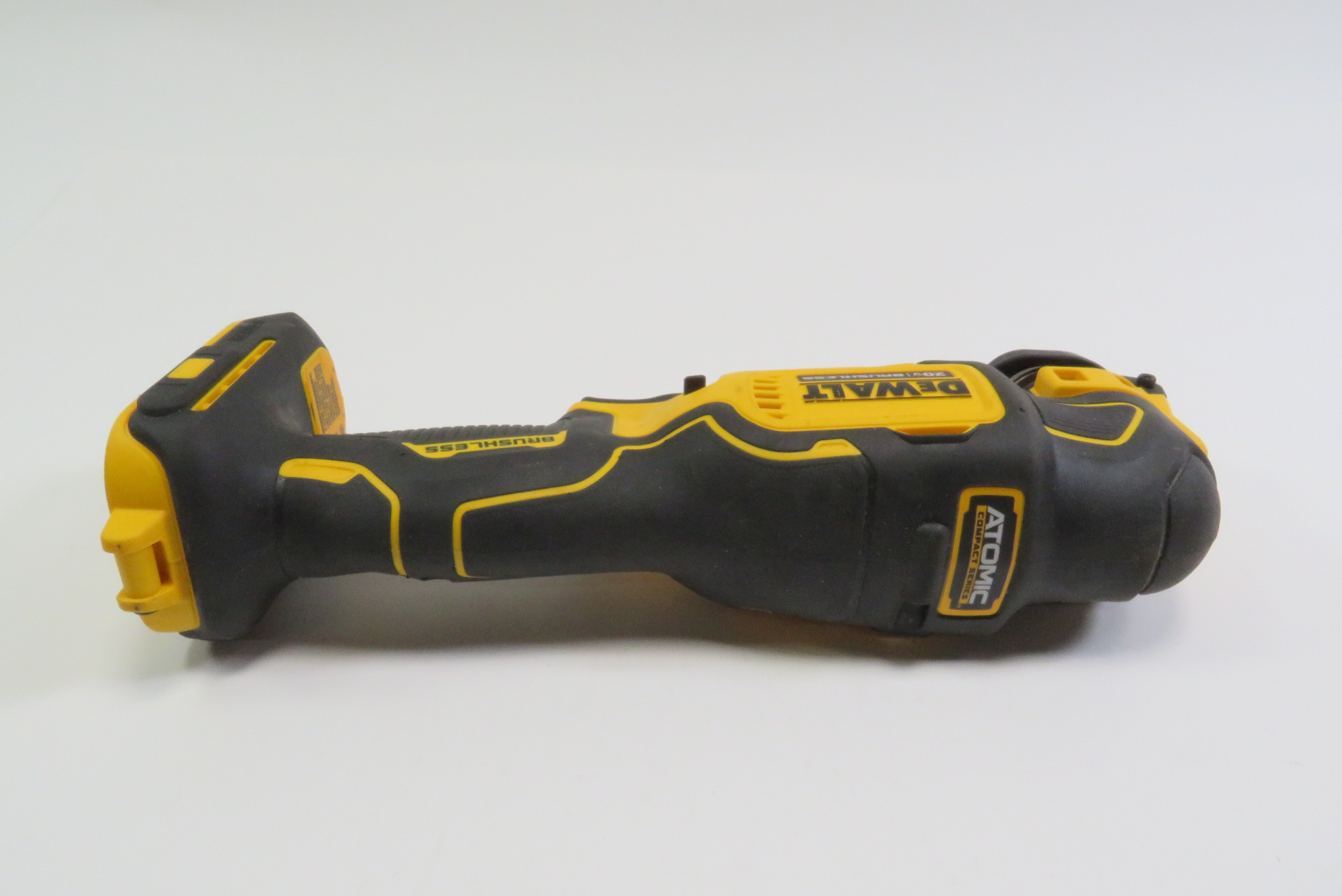 DeWalt DCS354 ATOMIC 20V MAX Cordless Brushless Oscillating Multi-Tool Kit