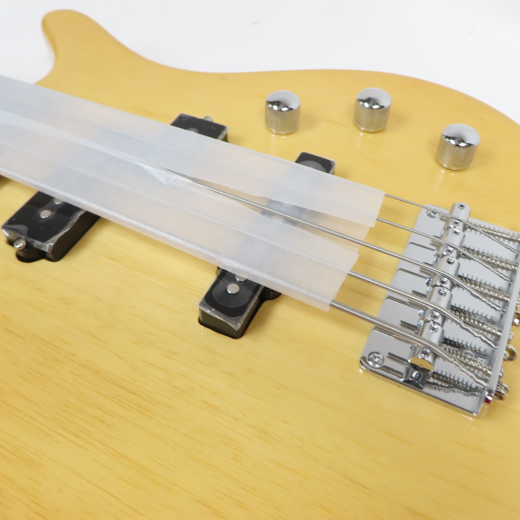Kona Guitars KE5BN Solid Body 5-String Electric Bass Guitar - Natural