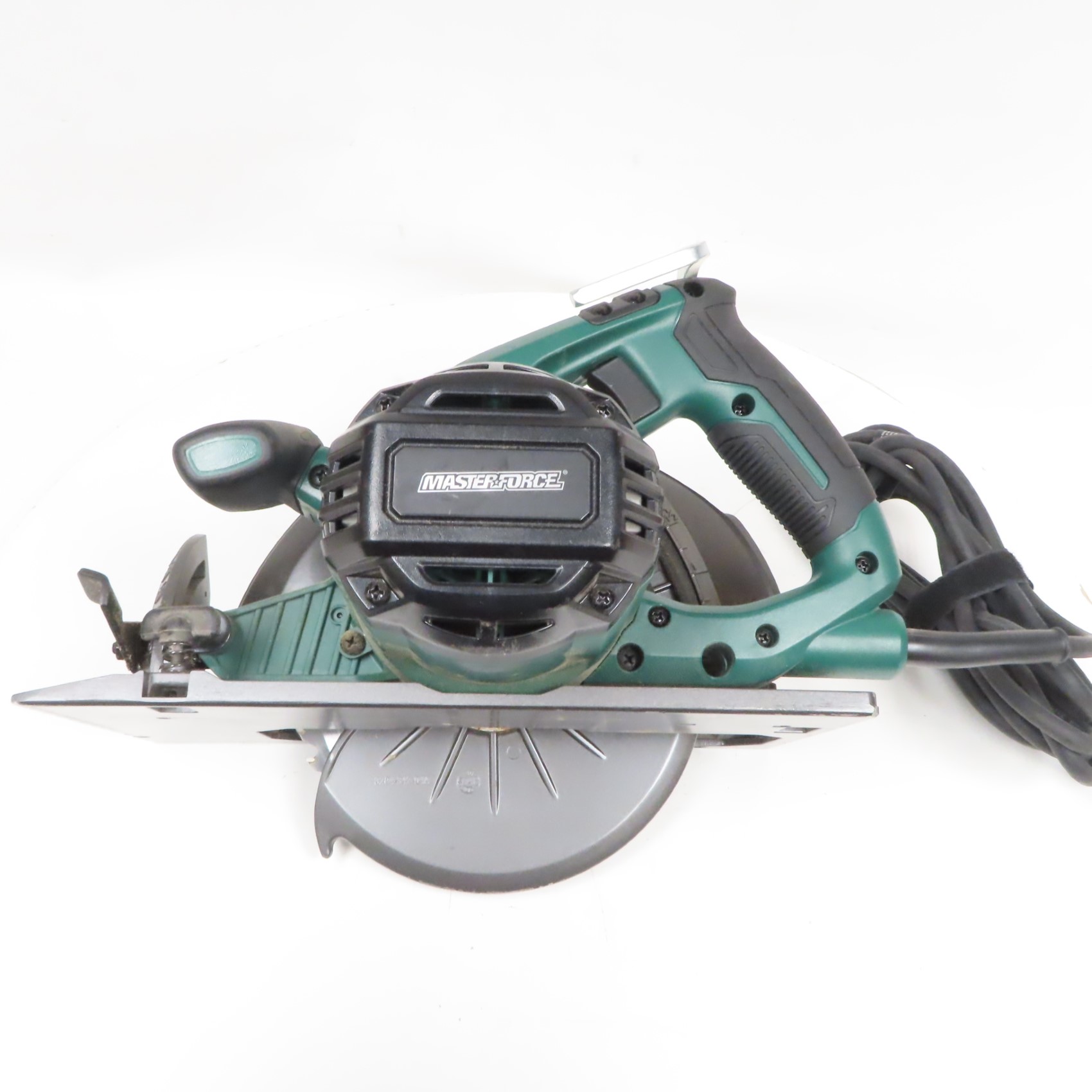 Masterforce 241-0762 15-Amp 120V 7-1/4" Corded Electric Circular Saw