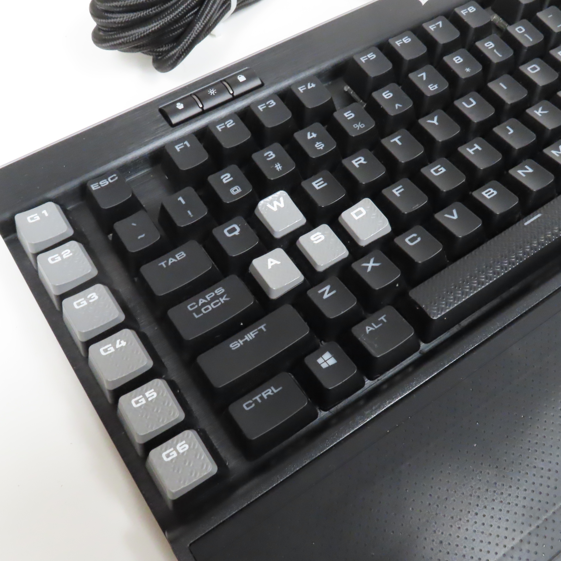 Corsair RGP0056 K95 RGB Platinum XT Mechanical Gaming Keyboard - MX Brown